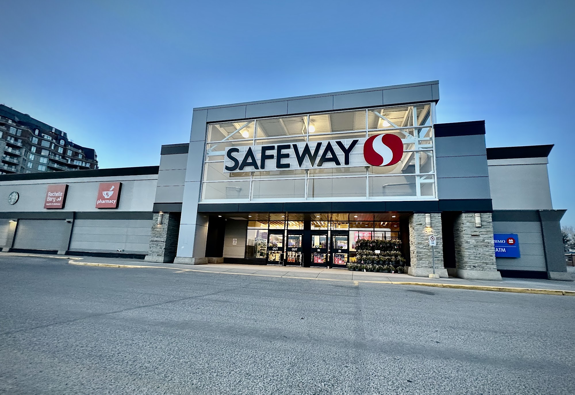 SAFEWAY NORTH HILL - 1632 14 Ave NW, Calgary AB - Hours, Directions ...