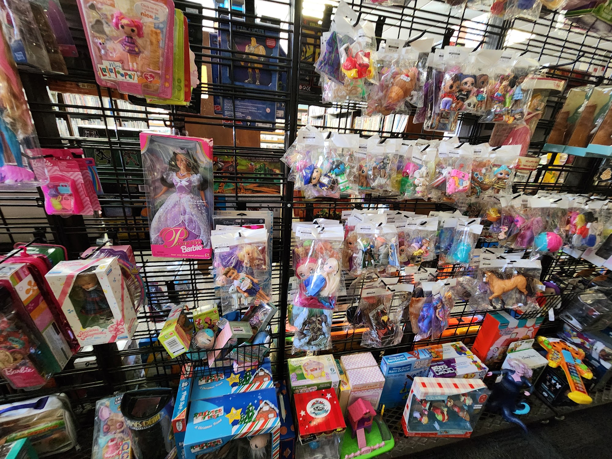 BOOKMANS PHOENIX ENTERTAINMENT EXCHANGE - Phoenix AZ - Hours ...