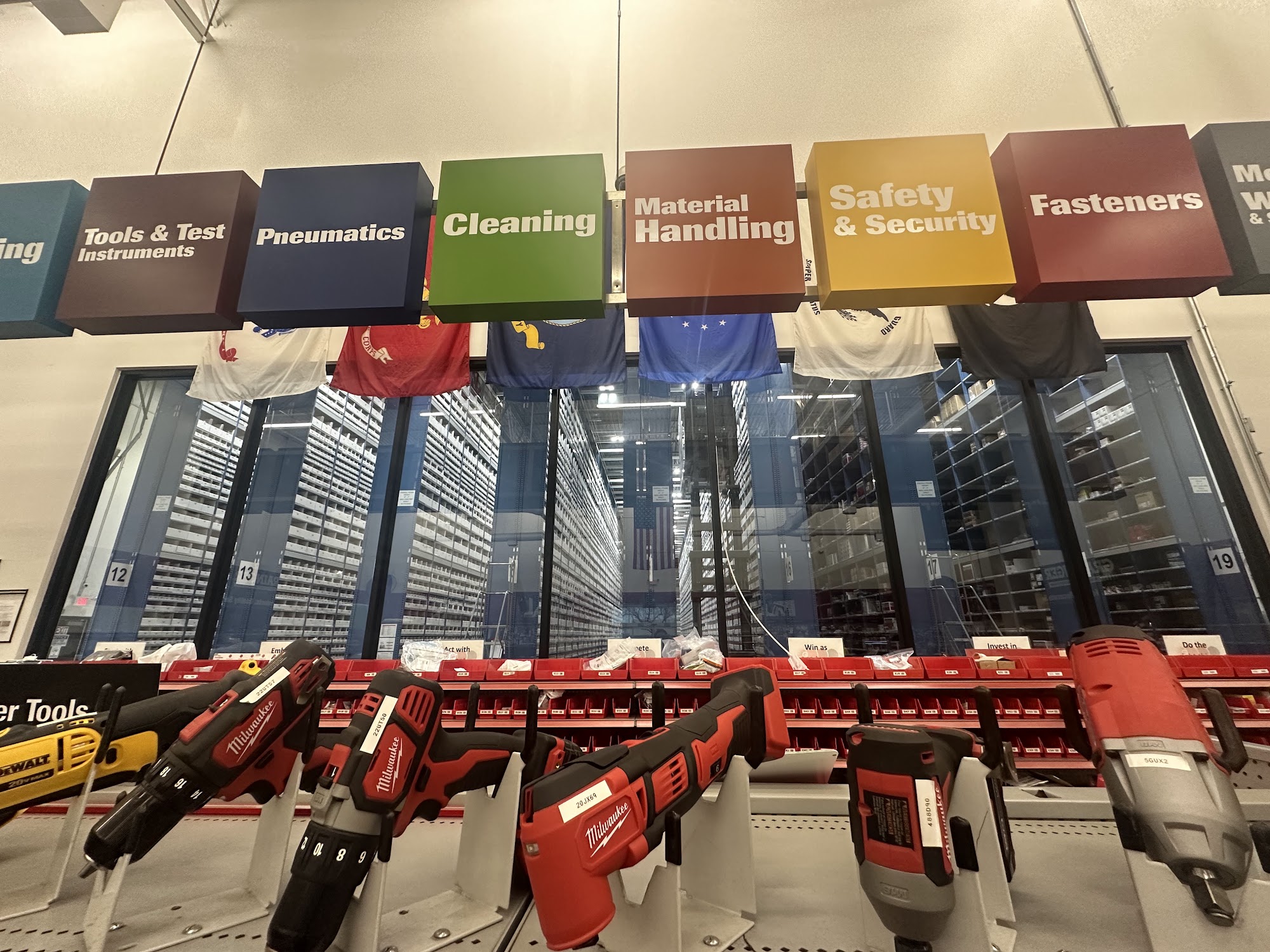 GRAINGER INDUSTRIAL SUPPLY - 4465 E Broadway Rd, Phoenix AZ - Hours ...