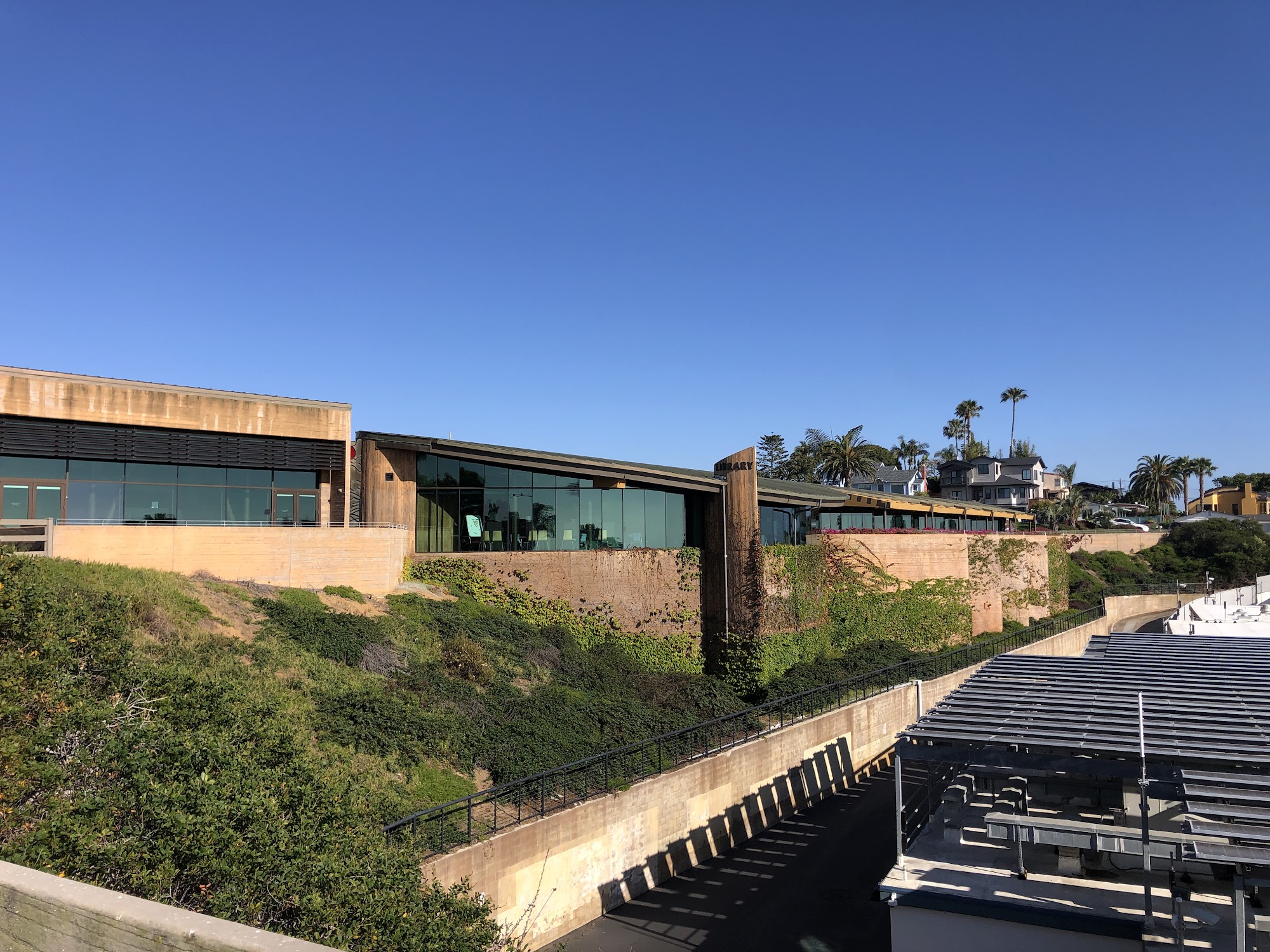 ENCINITAS LIBRARY - Encinitas CA - Hours, Directions, Reviews - Loc8NearMe