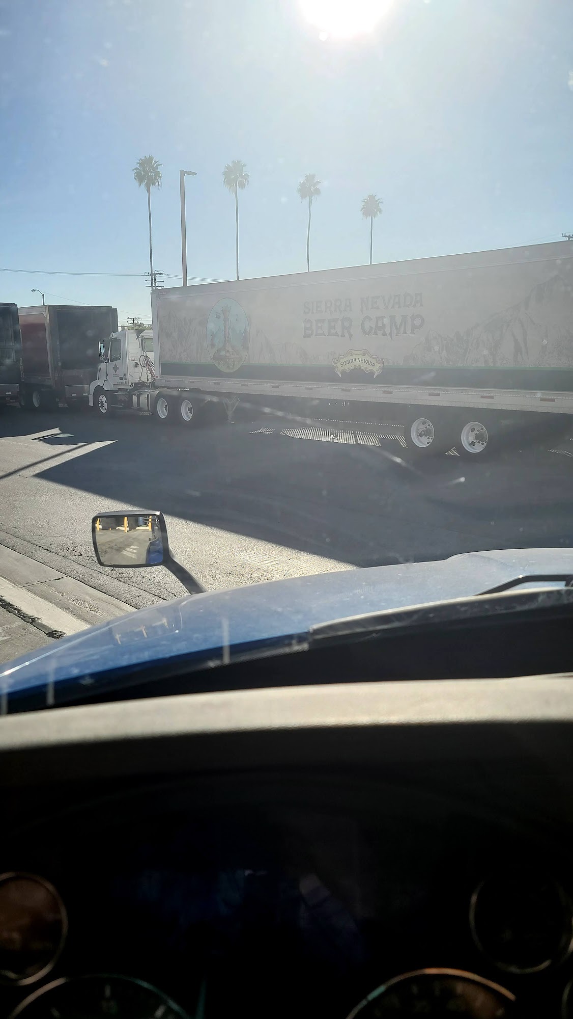 HARBOR DISTRIBUTING - Los Angeles CA - Hours, Directions, Reviews ...