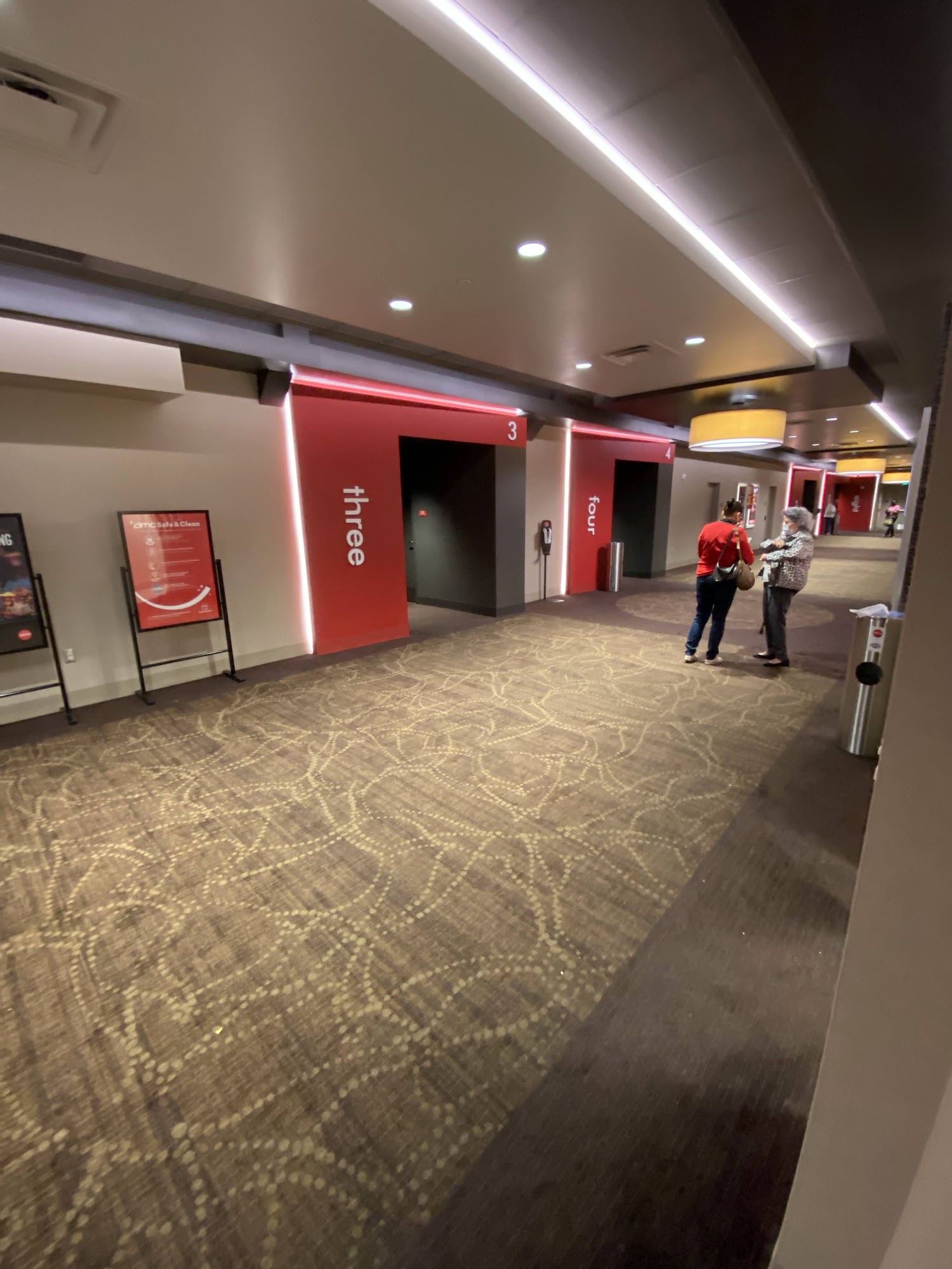 AMC DINE-IN MONTCLAIR PLACE 12 - 2200 N Montclair Plaza Ln, Montclair ...