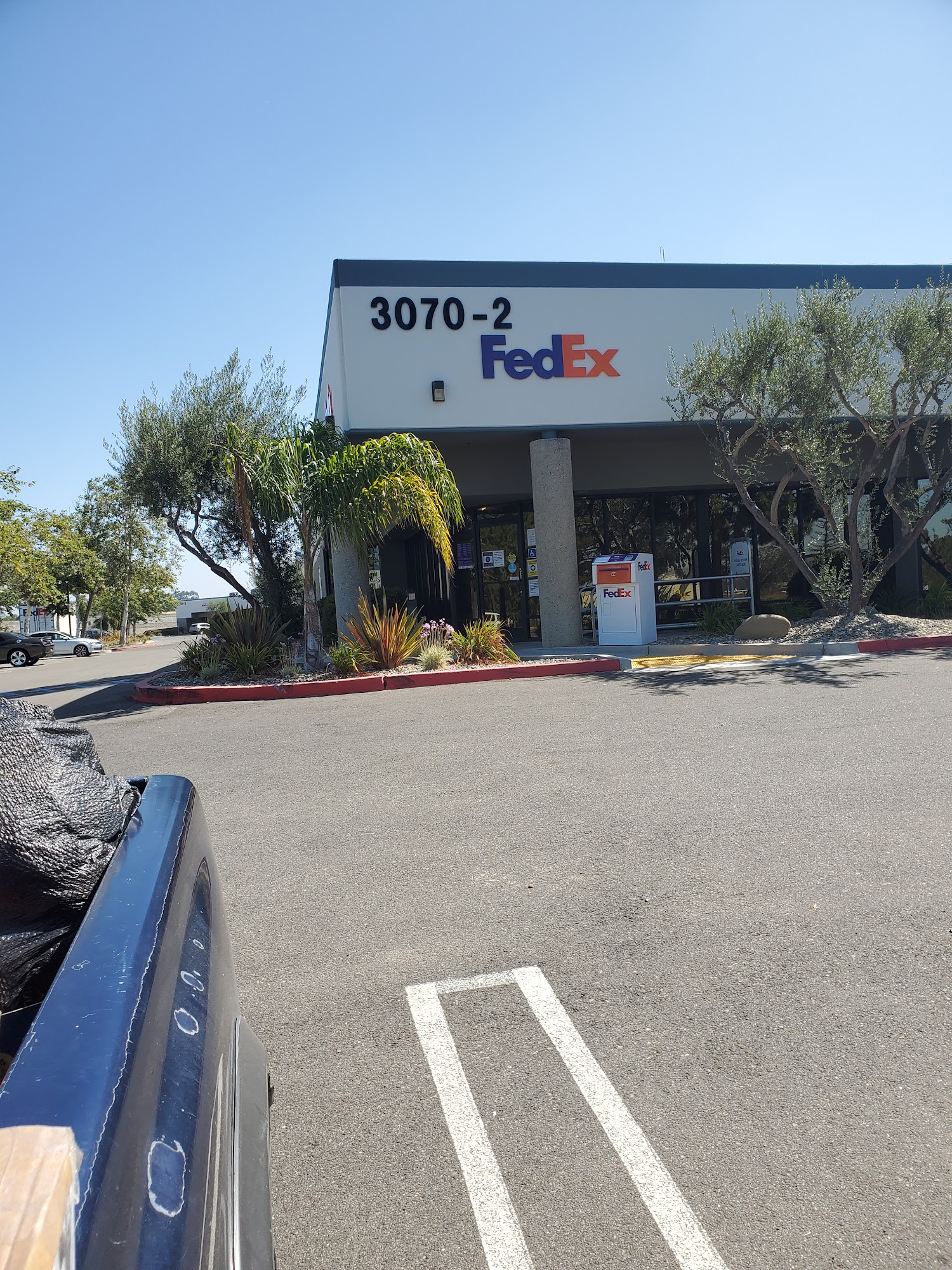 FEDEX SHIP CENTER - 3070 Skyway Dr, Santa Maria CA - Hours, Directions ...