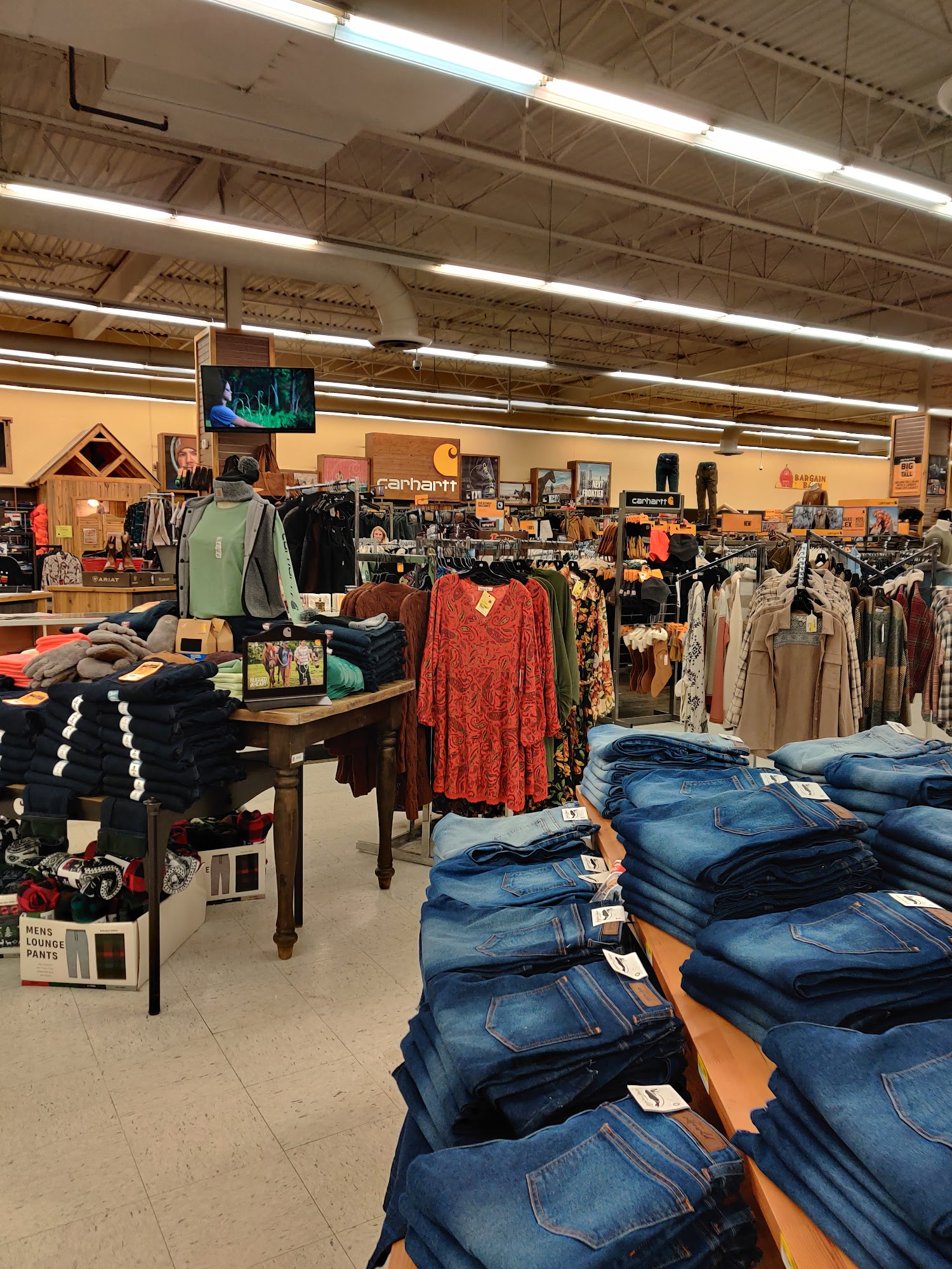 BIG R STORES - NORTH COLORADO SPRINGS - Colorado Springs CO - Hours ...