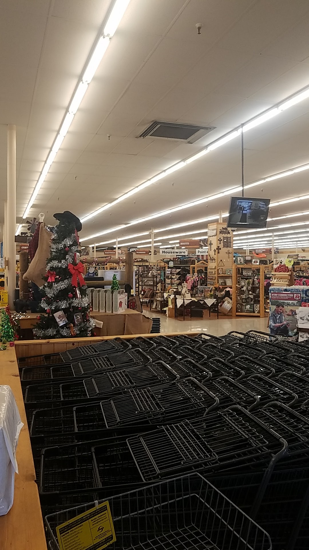 BIG R STORES - COLORADO SPRINGS SOUTH - Colorado Springs CO - Hours ...