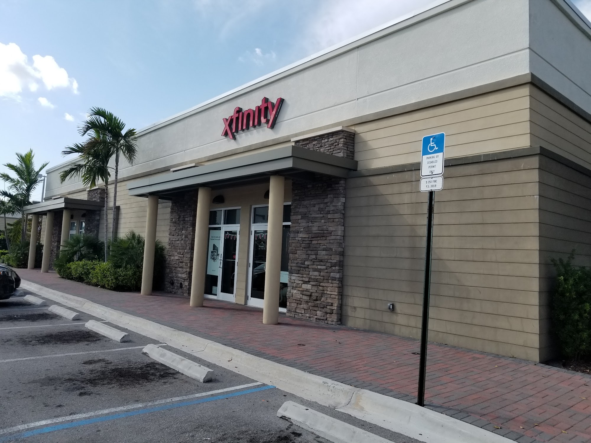 XFINITY STORE BY COMCAST - 1550 N Federal Hwy, Fort Lauderdale FL ...