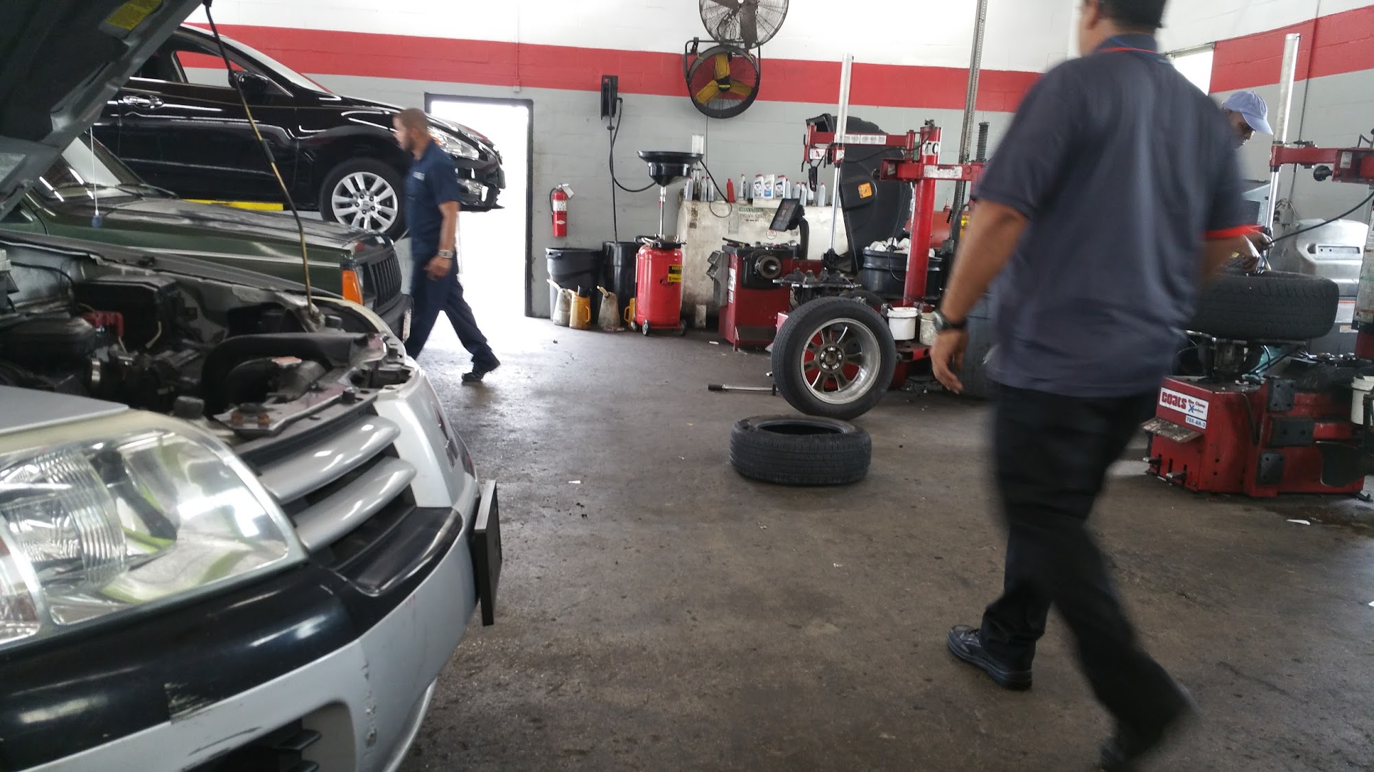 TIRE KINGDOM - 4772 Tamiami Trail N, Naples FL - Hours, Directions ...