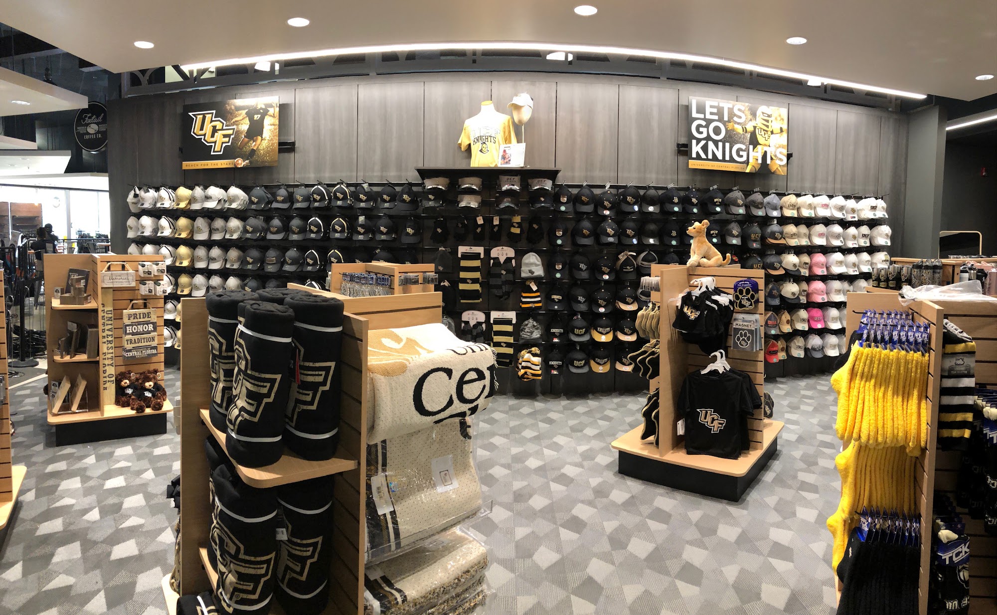 UCF CAMPUS STORE & FOXTAIL CAFE - Orlando FL - Hours, Directions ...