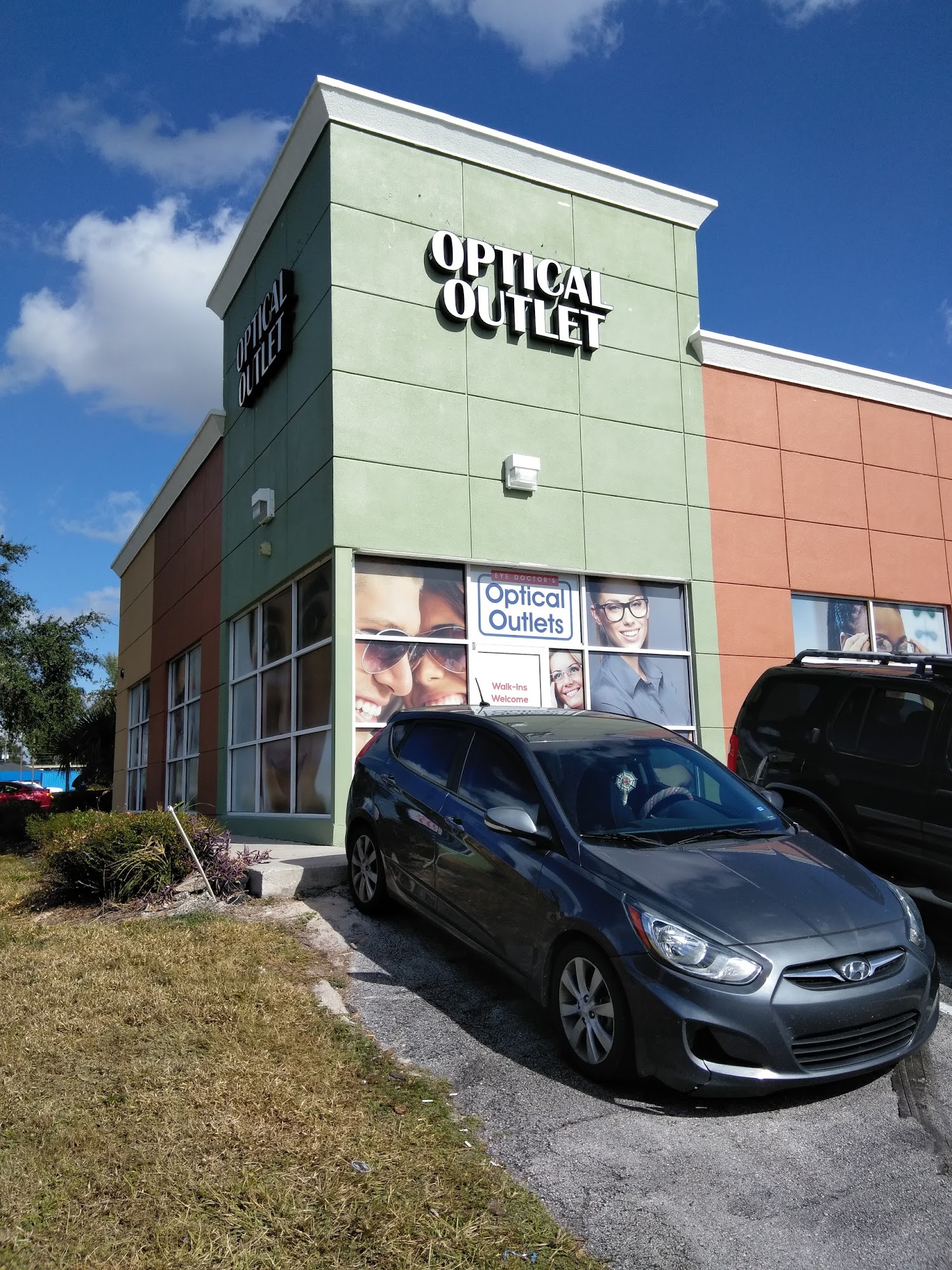 OPTICAL OUTLETS - Zephyrhills FL - Hours, Directions, Reviews - Loc8NearMe
