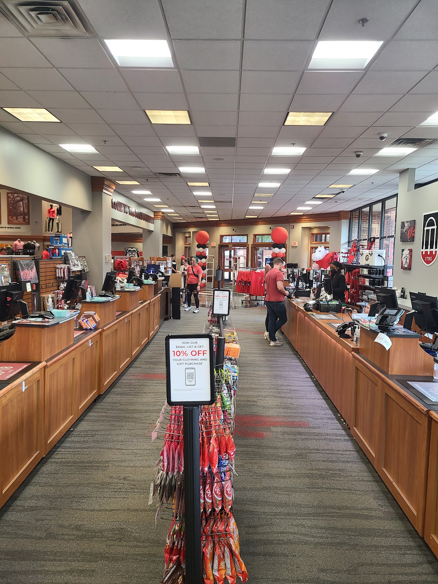 UNIVERSITY OF GEORGIA BOOKSTORE - Athens GA - Hours, Directions ...