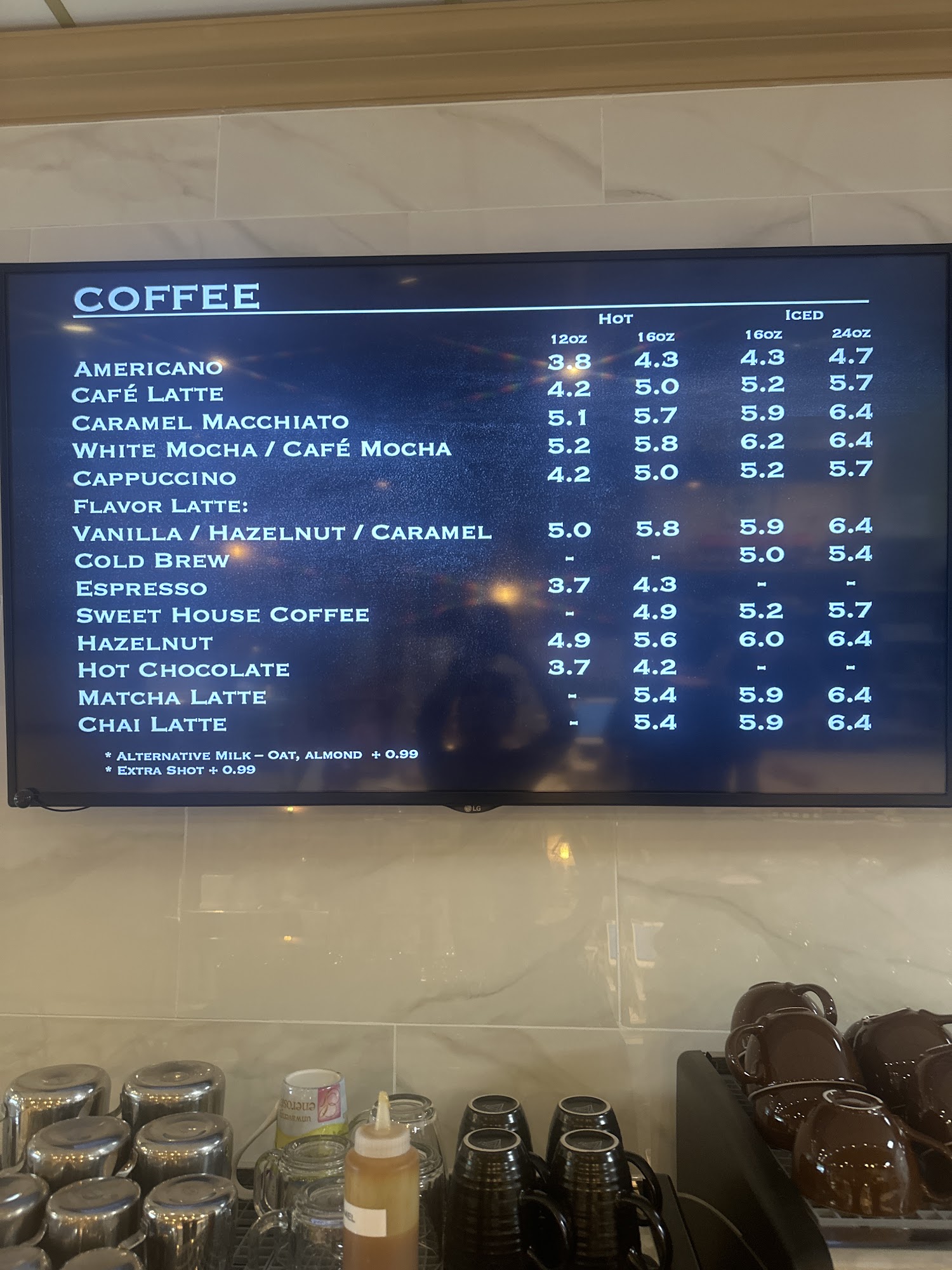 The Queen's Coffee & Donut Bakery, Buford - Menu, Reviews (30), Photos ...