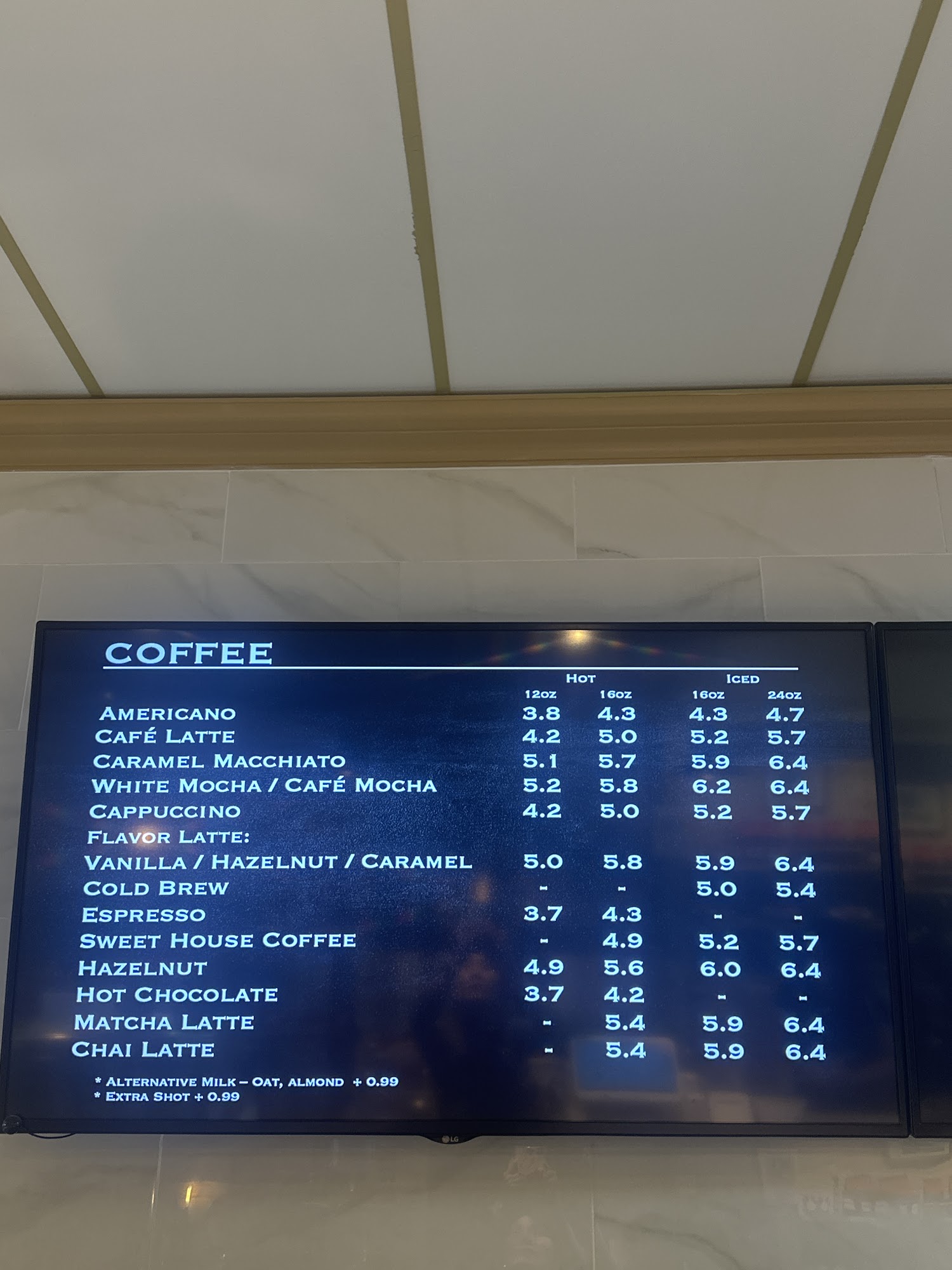 The Queen's Coffee & Donut Bakery, Buford - Menu, Reviews (30), Photos ...