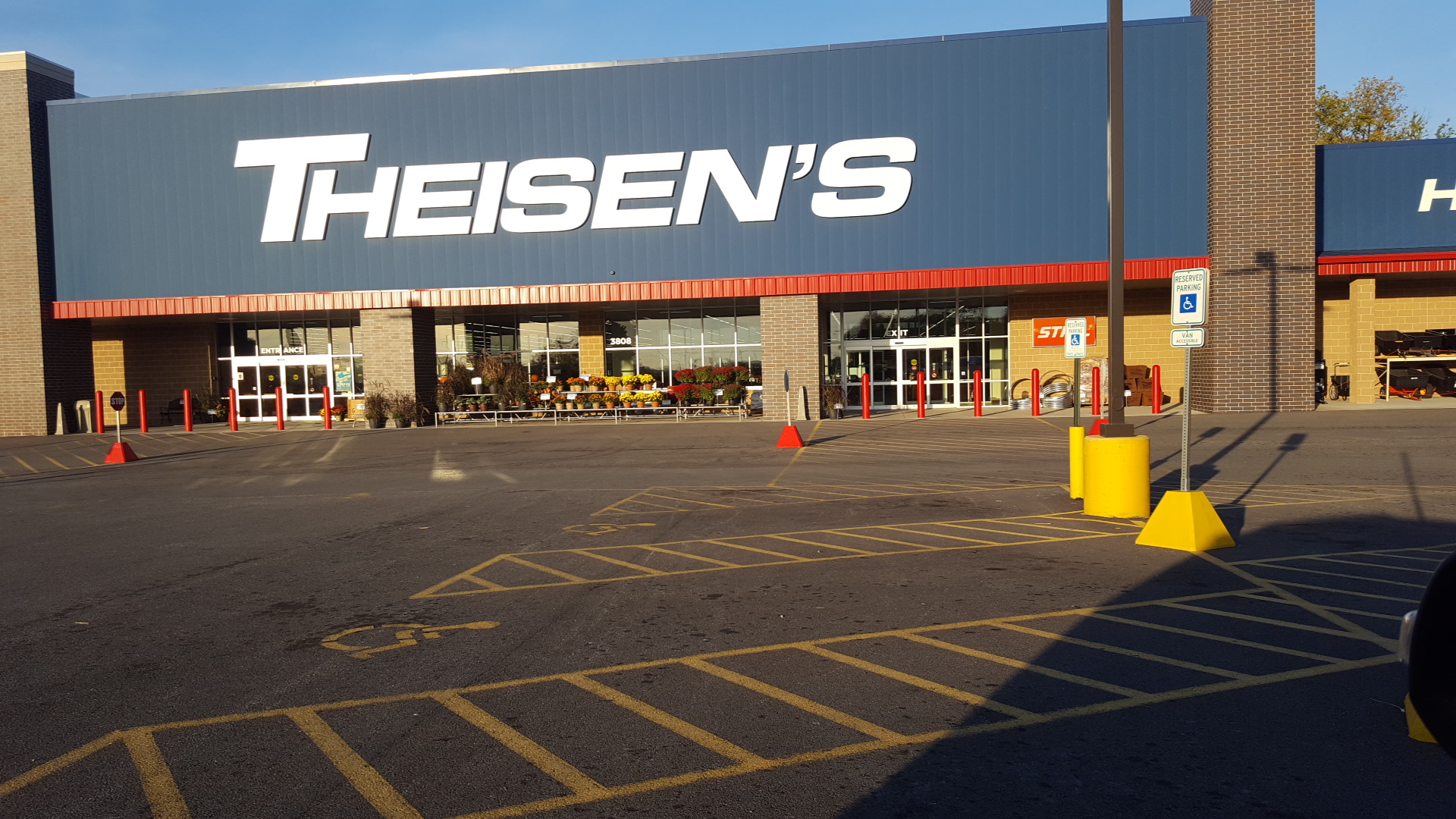 THEISEN'S HOME FARM AUTO OF DAVENPORT - Davenport IA - Hours ...