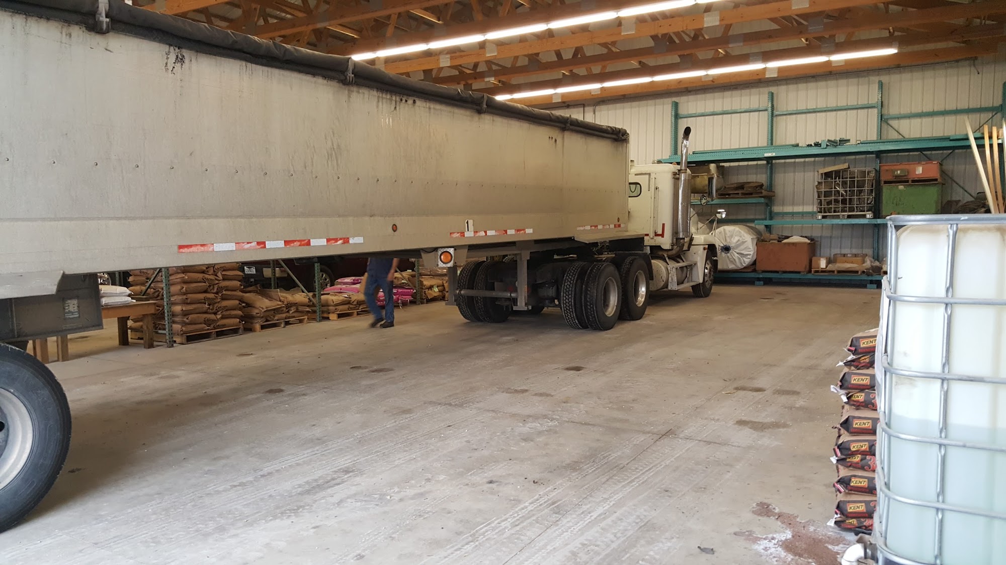 AKRON SERVICES - Brimfield IL - Hours, Directions, Reviews - Loc8NearMe