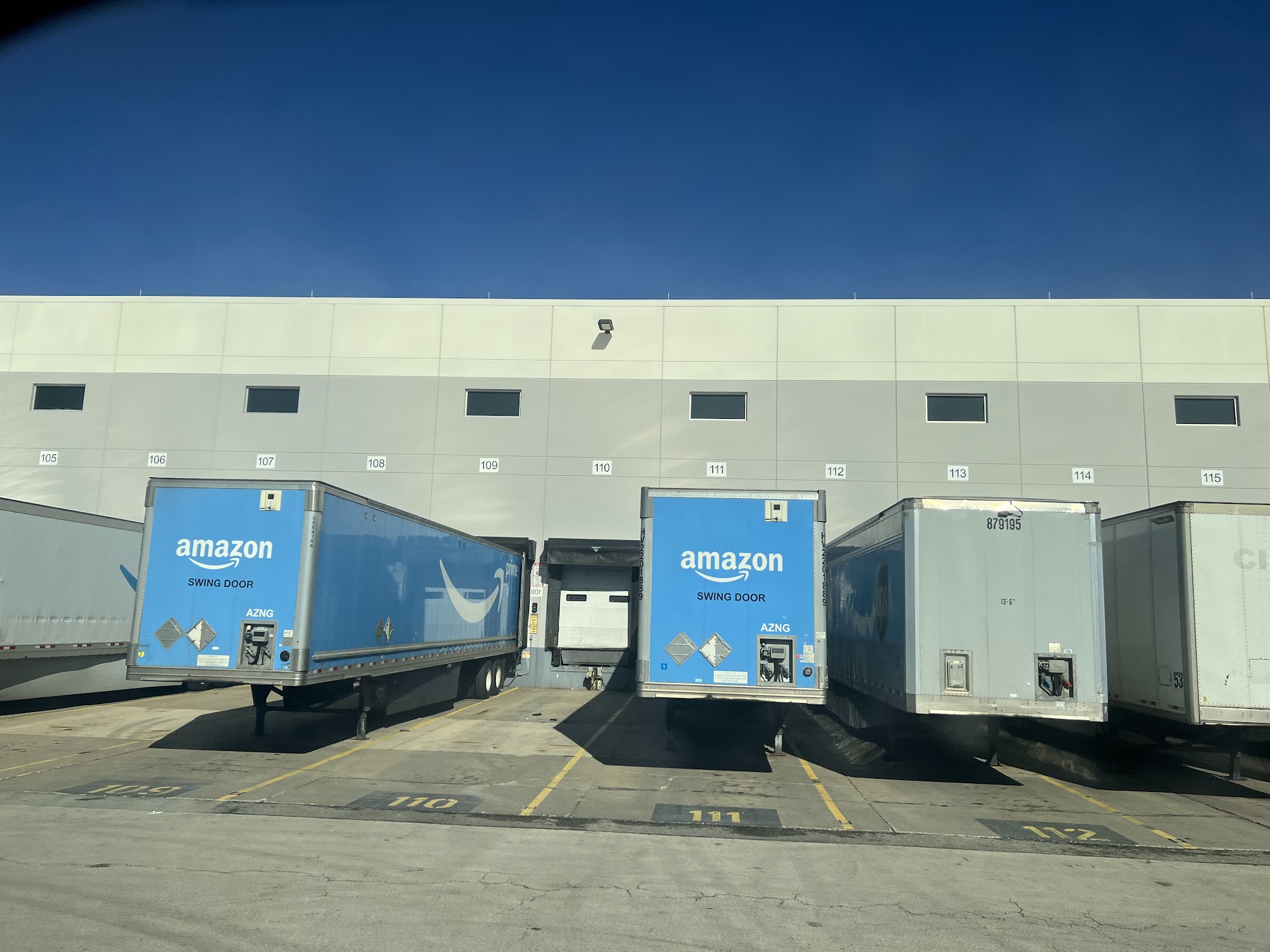 AMAZON CROSS-DOCK FACILITY - MDW2 - Joliet IL - Hours, Directions ...