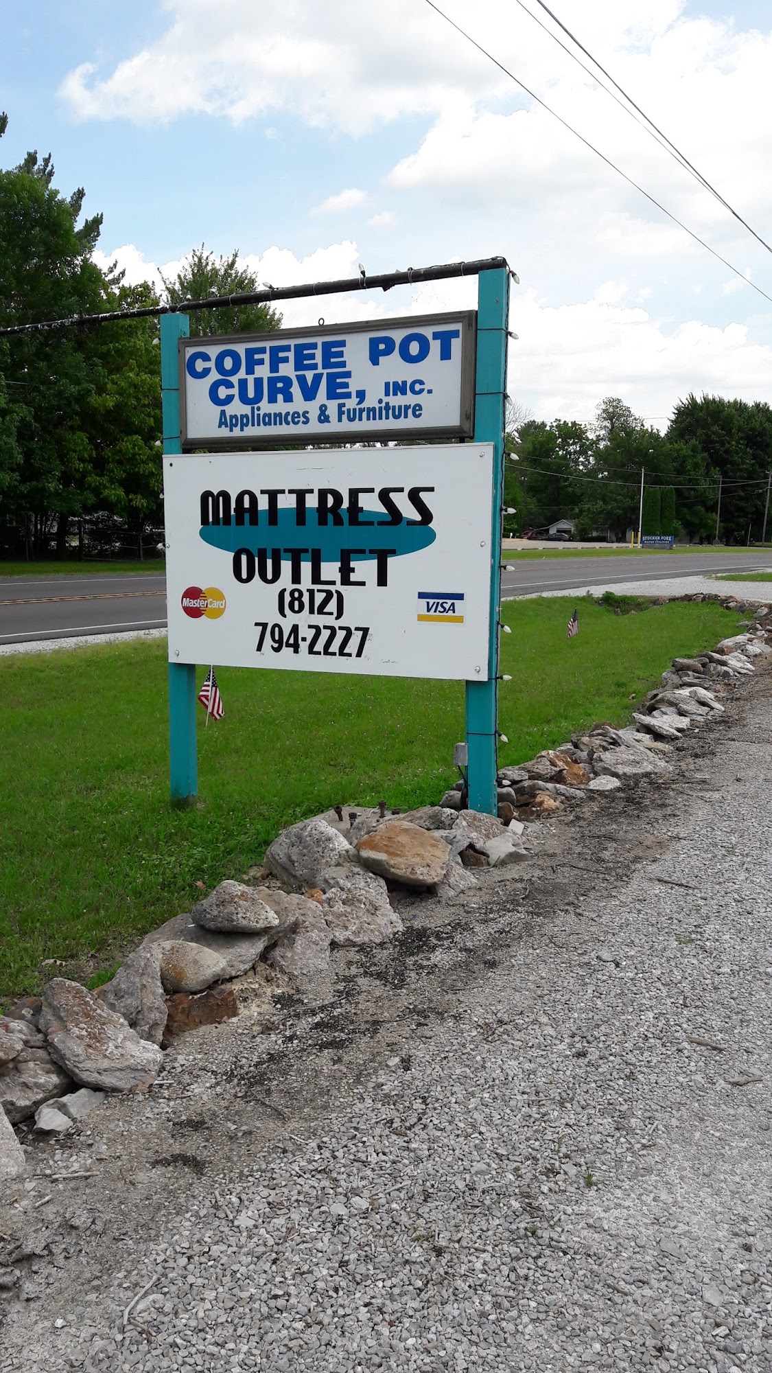 COFFEE POT CURVE NEW FURNITURE - Austin IN - Hours, Directions, Reviews ...