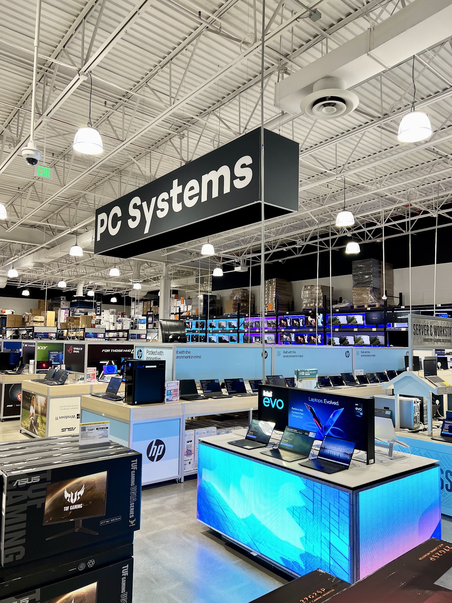 MICRO CENTER - Indianapolis IN - Hours, Directions, Reviews - Loc8NearMe