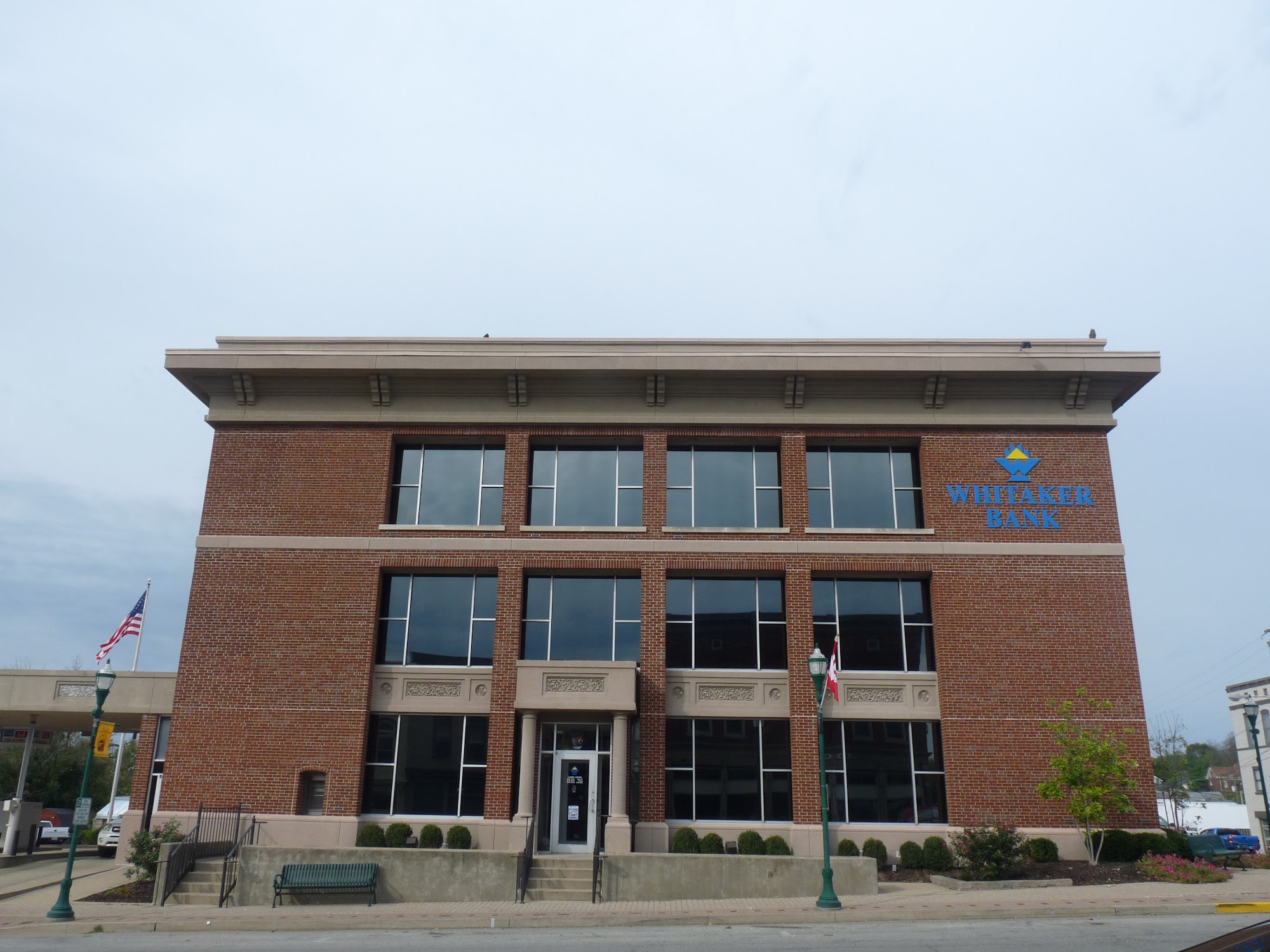 WHITAKER BANK - 101 W Main St, Georgetown KY - Hours, Directions ...