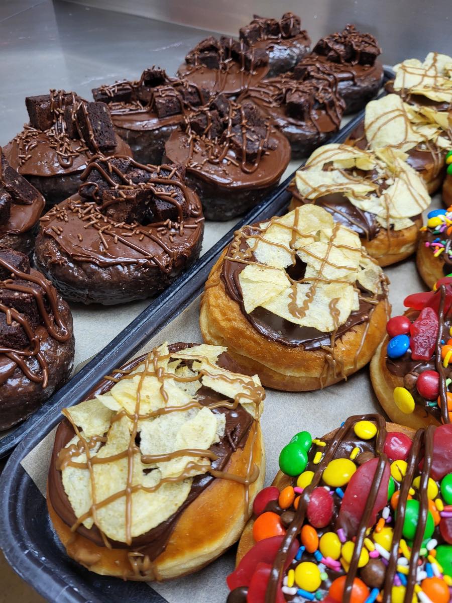 ATKINS FARMS COUNTRY MARKET - Amherst MA - Hours, Directions, Reviews ...