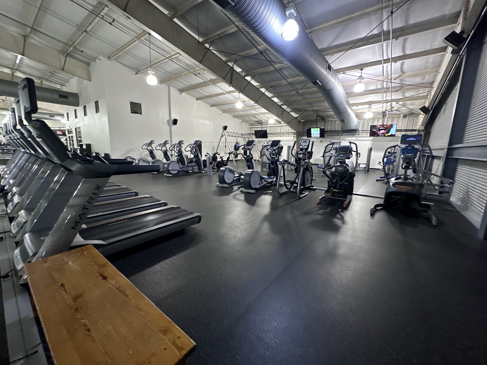 MERRITT CLUBS CANTON - Baltimore MD - Hours, Directions, Reviews ...