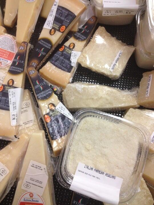 WEIS MARKETS - 6093 Spring Ridge Pkwy, Frederick MD - Hours, Directions ...