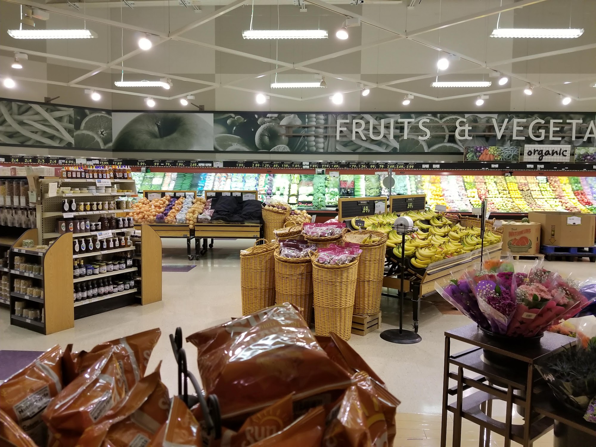 HARDING'S MARKET - 5161 W Main St, Kalamazoo MI - Hours, Directions ...