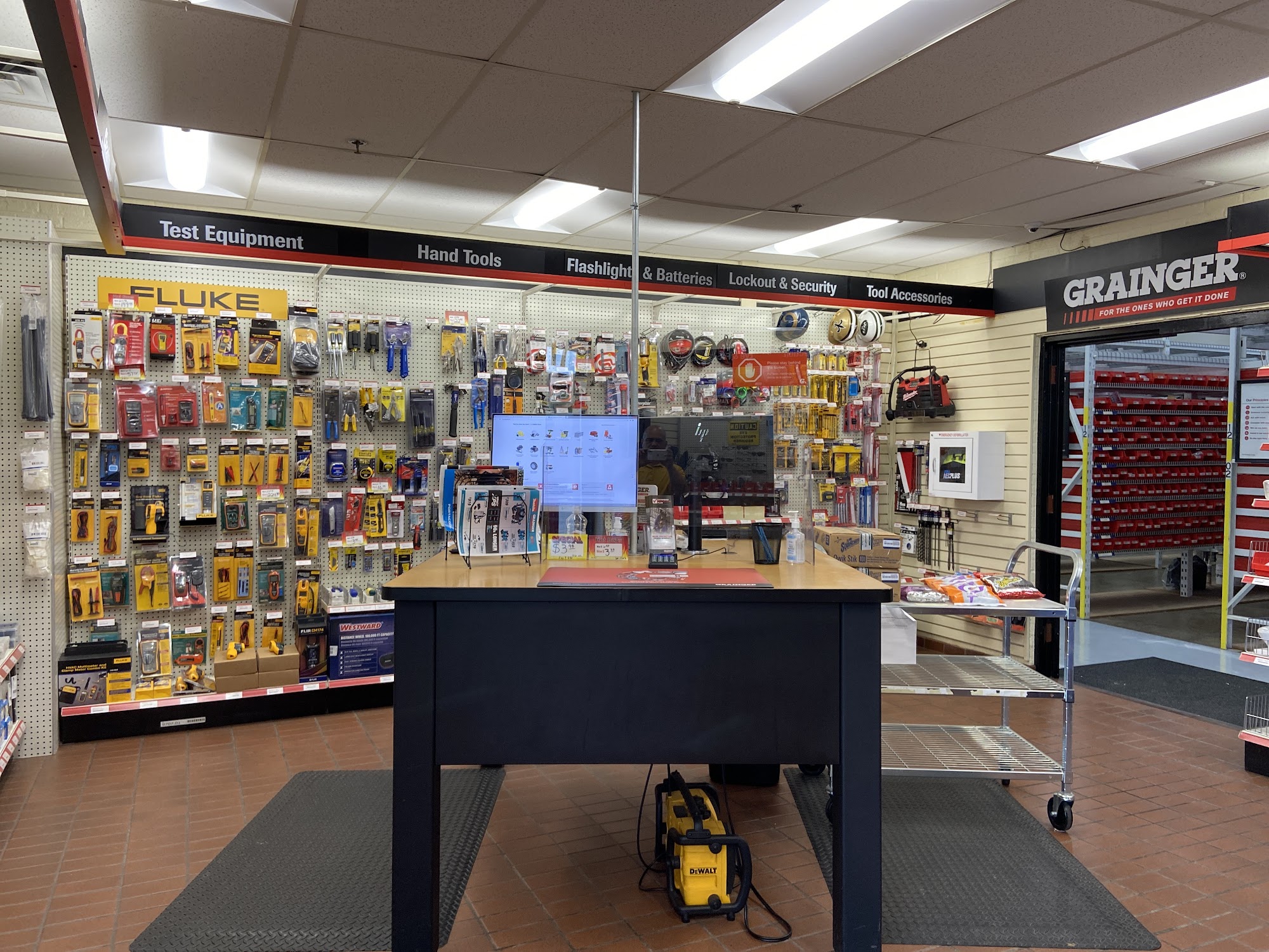 GRAINGER INDUSTRIAL SUPPLY - 5617 Enterprise Dr, Lansing MI - Hours ...