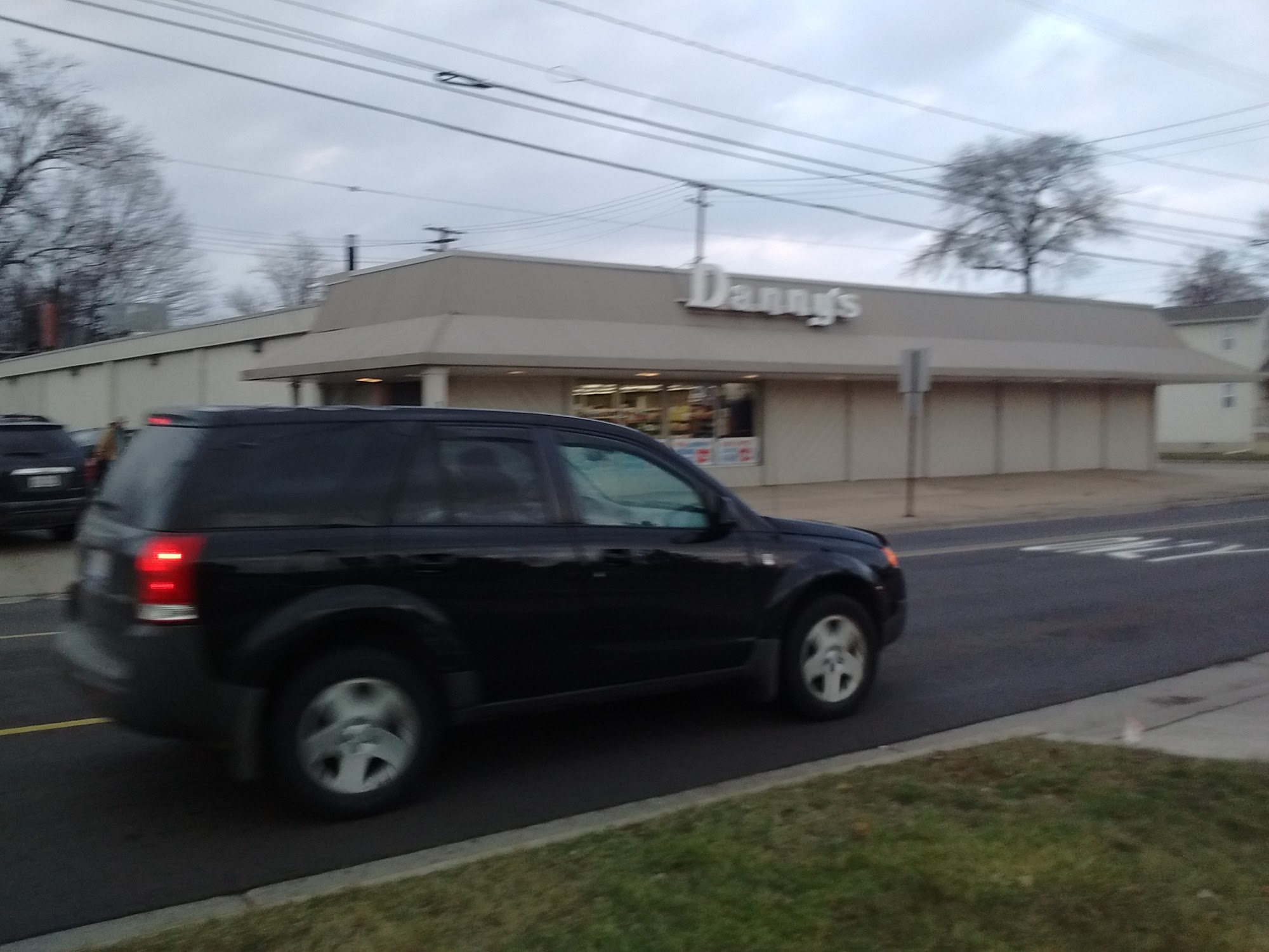 DANNY'S FINE FOODS - Monroe MI - Hours, Directions, Reviews - Loc8NearMe