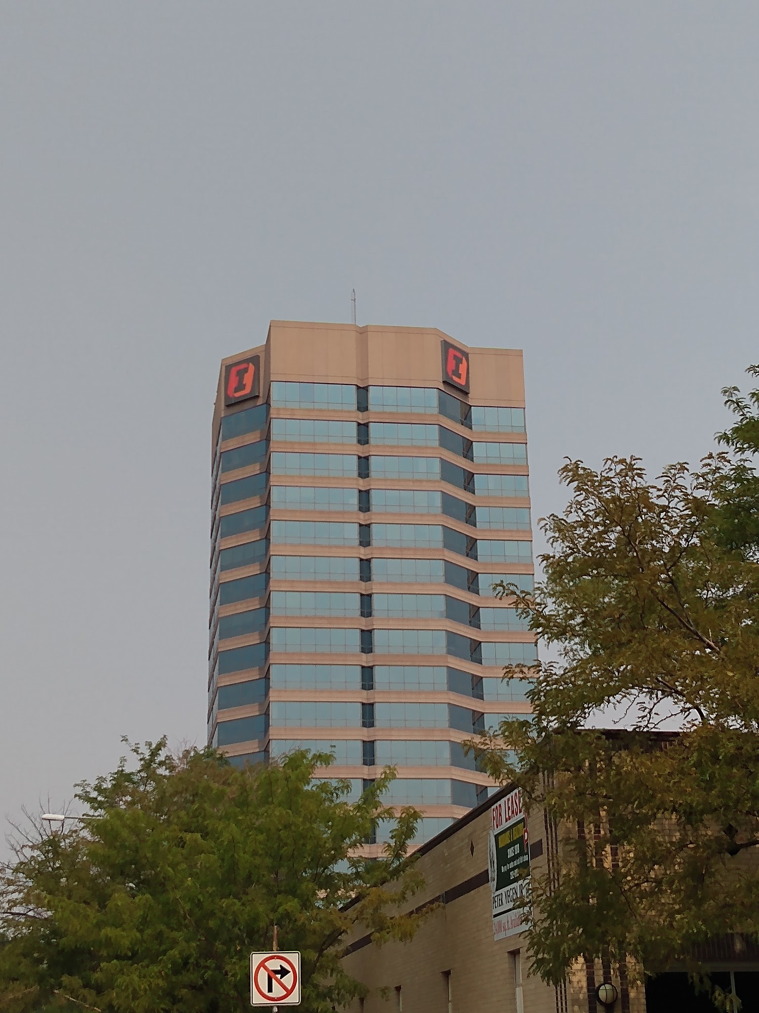 FIRST INTERSTATE BANK - 401 N 31st St, Billings MT - Hours, Directions ...