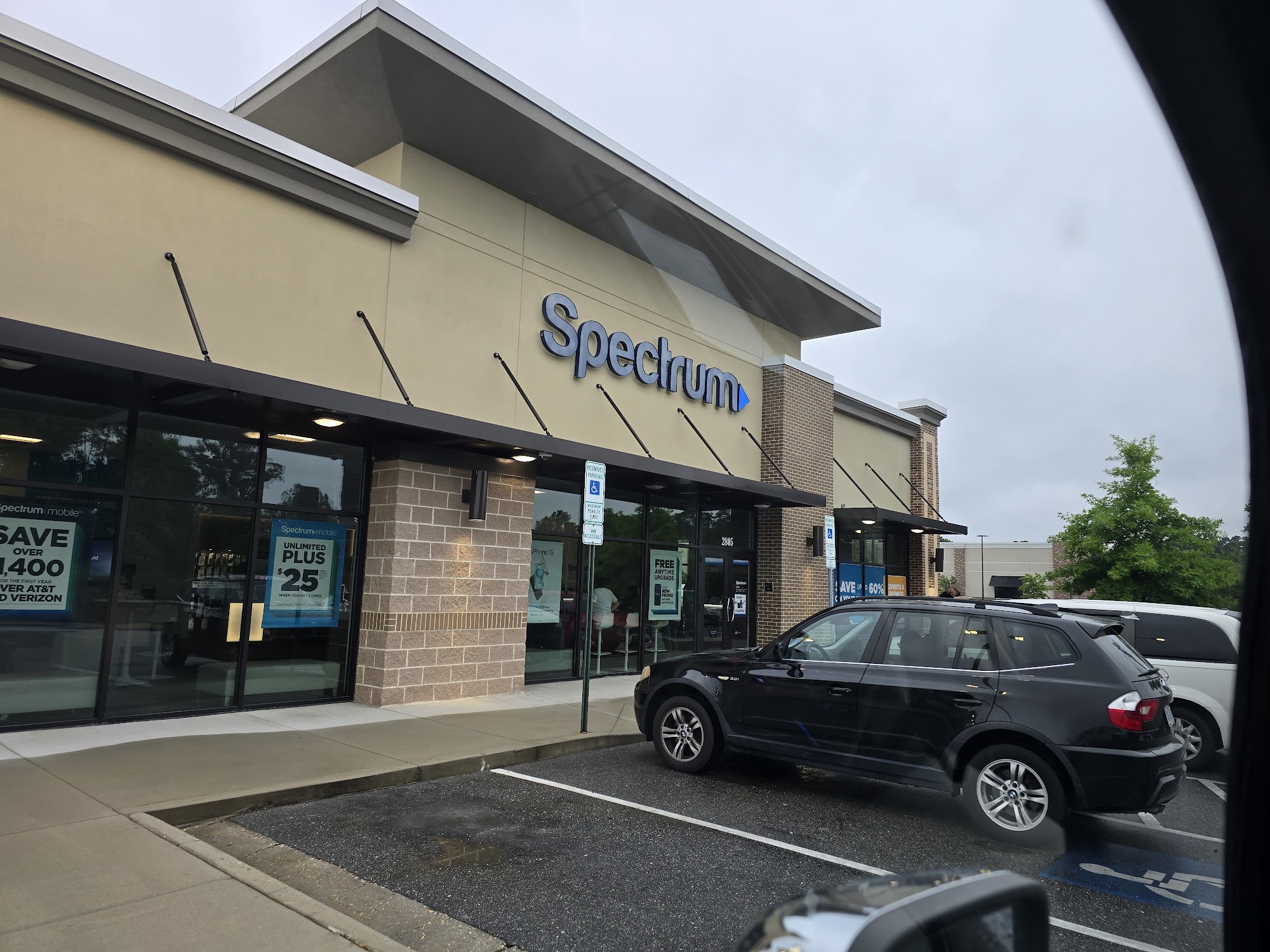 SPECTRUM STORE - 2805 Freedom Pkwy Drive Suite 1, Fayetteville NC ...