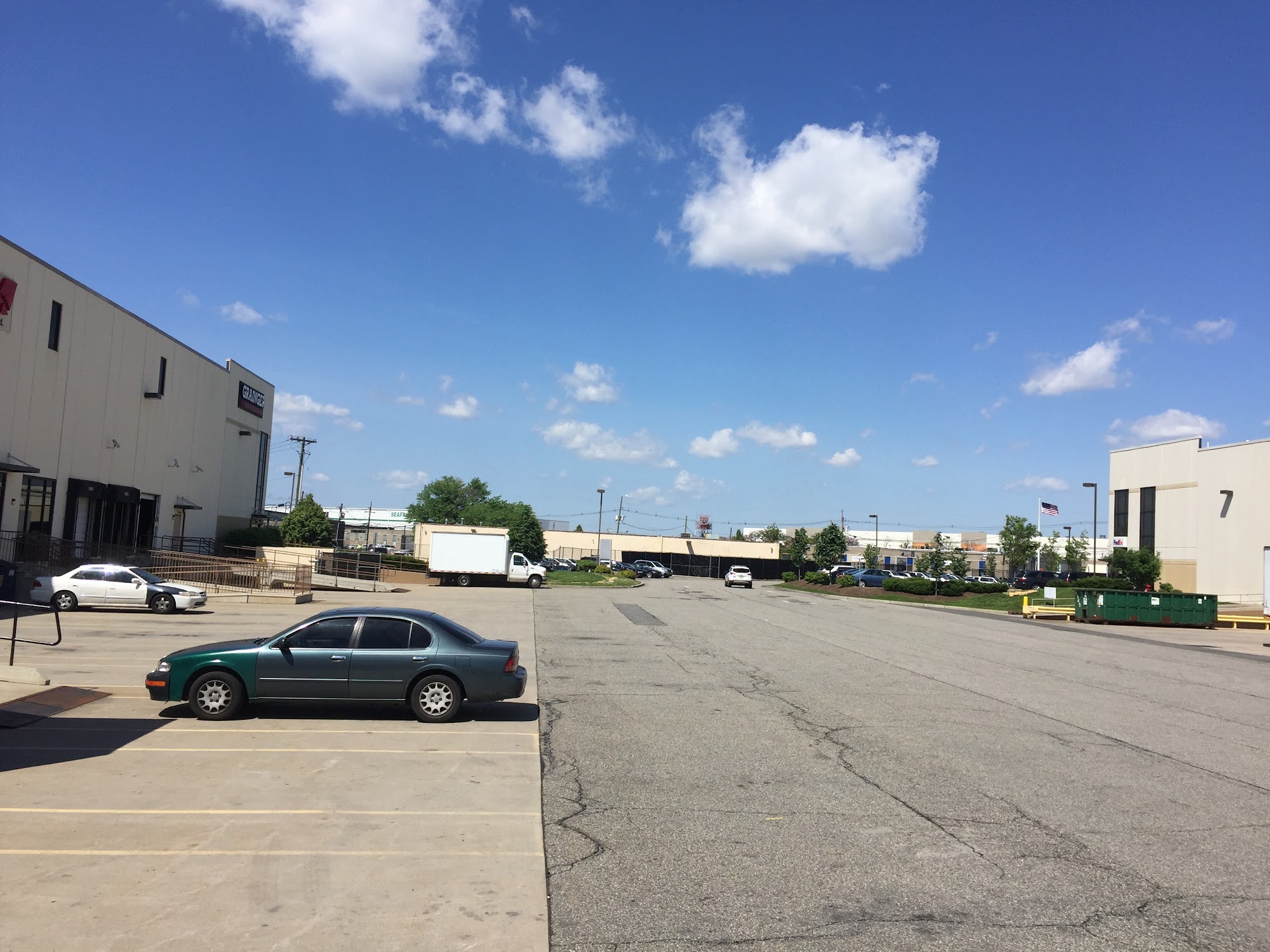 GRAINGER INDUSTRIAL SUPPLY - 560-596 Bercik St suite 1, Elizabeth NJ ...