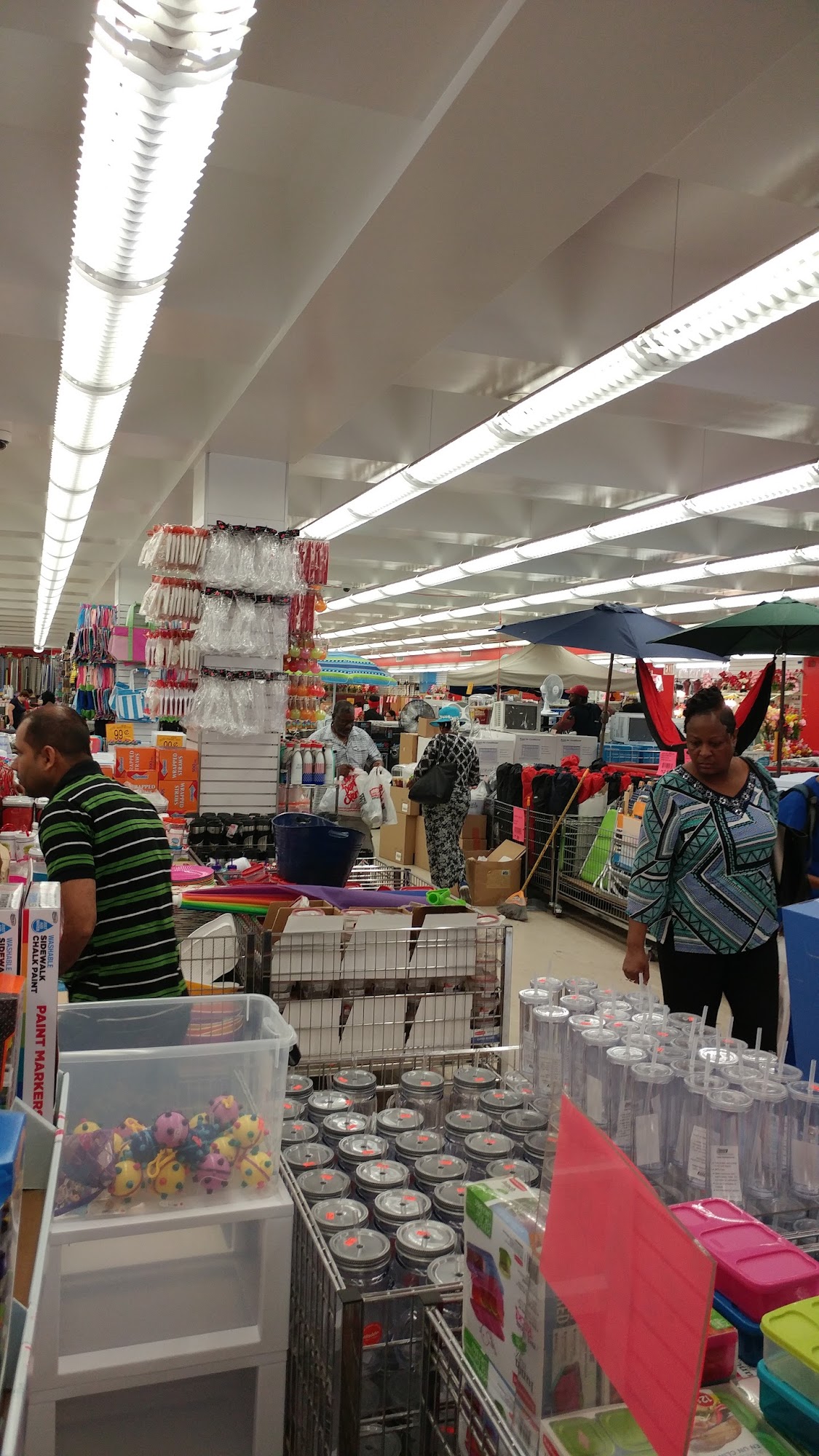 BOBBY'S DEPARTMENT STORE - Brooklyn NY - Hours, Directions, Reviews ...