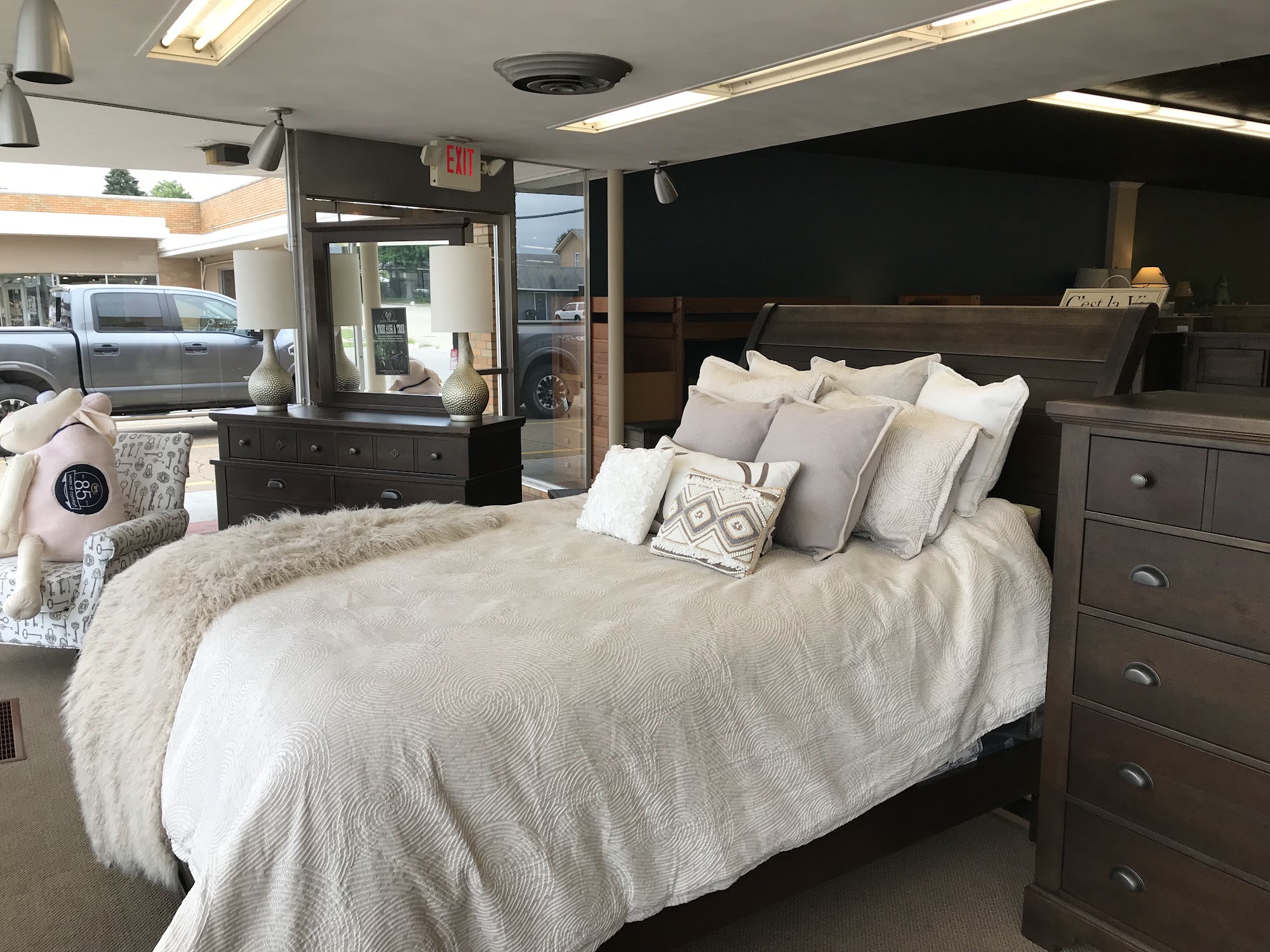 WILLIAMS FURNITURE - Dover OH - Hours, Directions, Reviews - Loc8NearMe