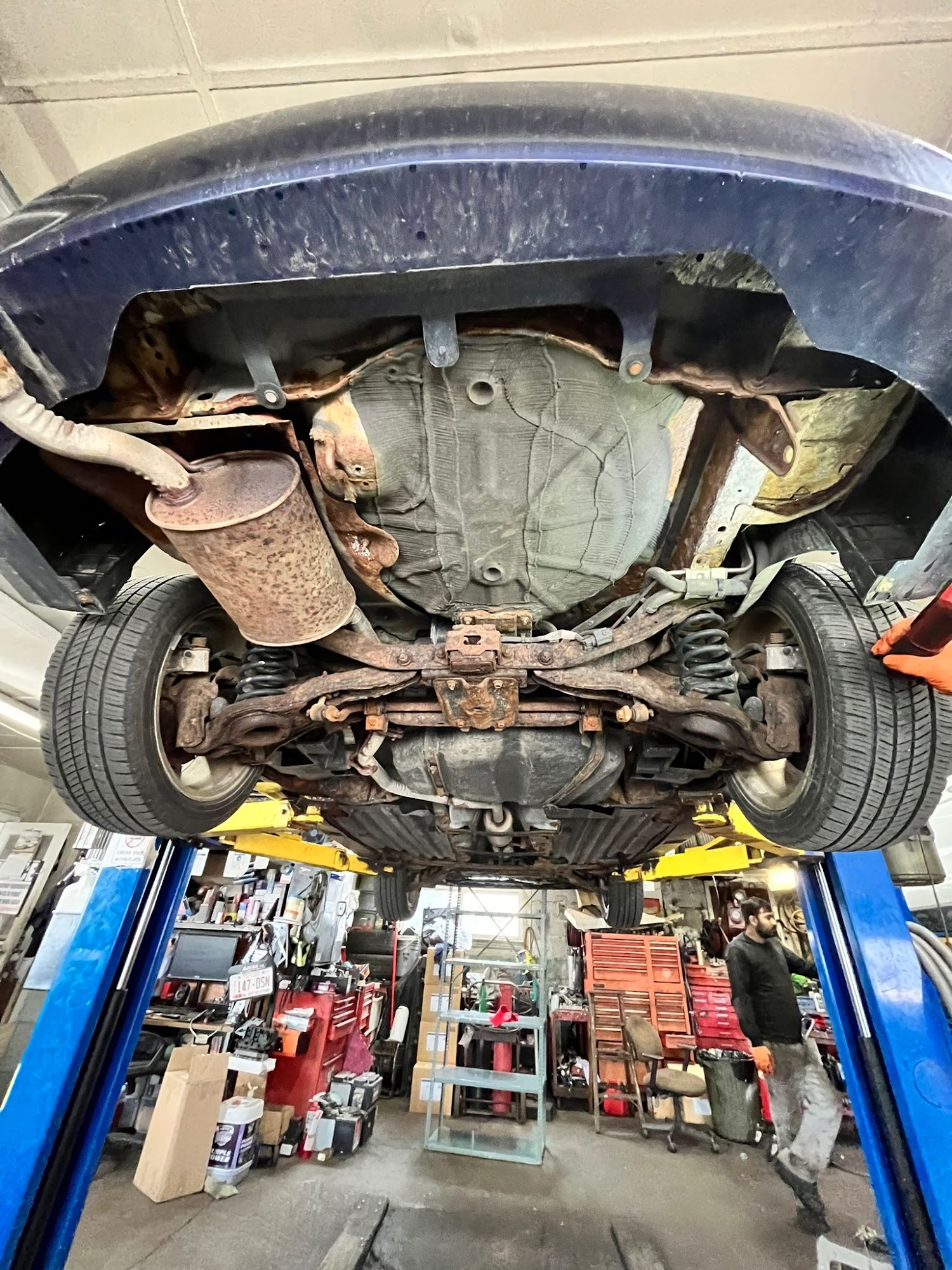 AIRPORT FORD LINCOLN - Hamilton ON - Hours, Directions, Reviews ...