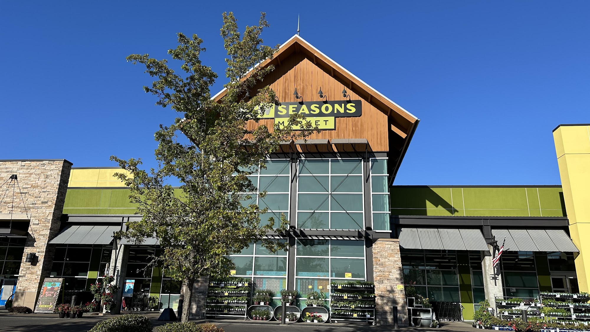 NEW SEASONS MARKET - PROGRESS RIDGE - Beaverton OR - Hours, Directions ...