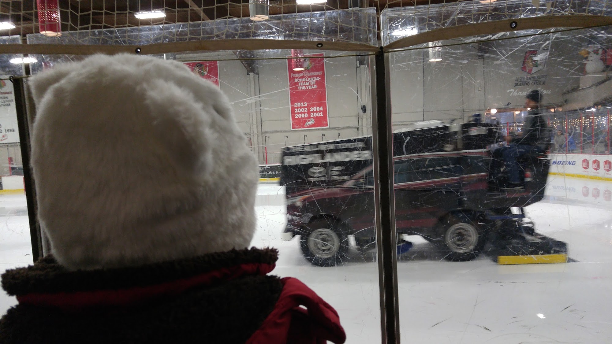 WINTERHAWKS SKATING CENTER - Beaverton OR - Hours, Directions, Reviews ...