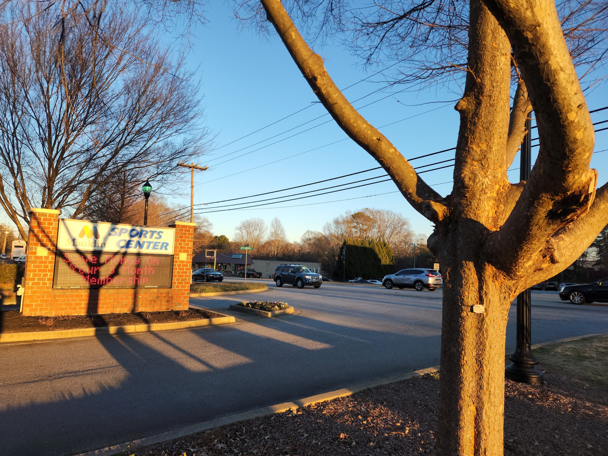 MAULDIN SPORTS CENTER - Mauldin SC - Hours, Directions, Reviews ...