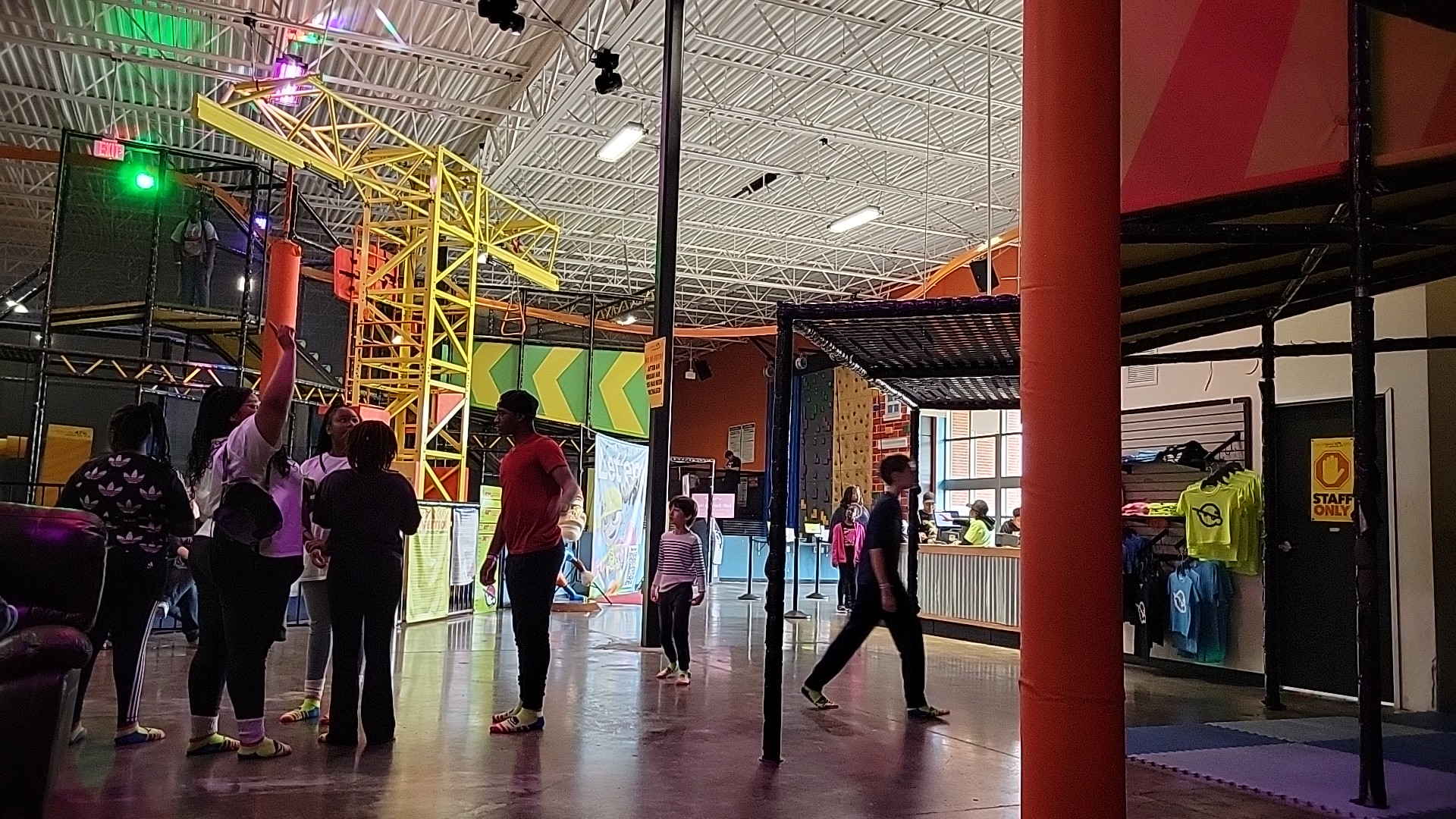 URBAN AIR TRAMPOLINE AND ADVENTURE PARK - Collierville TN - Hours ...