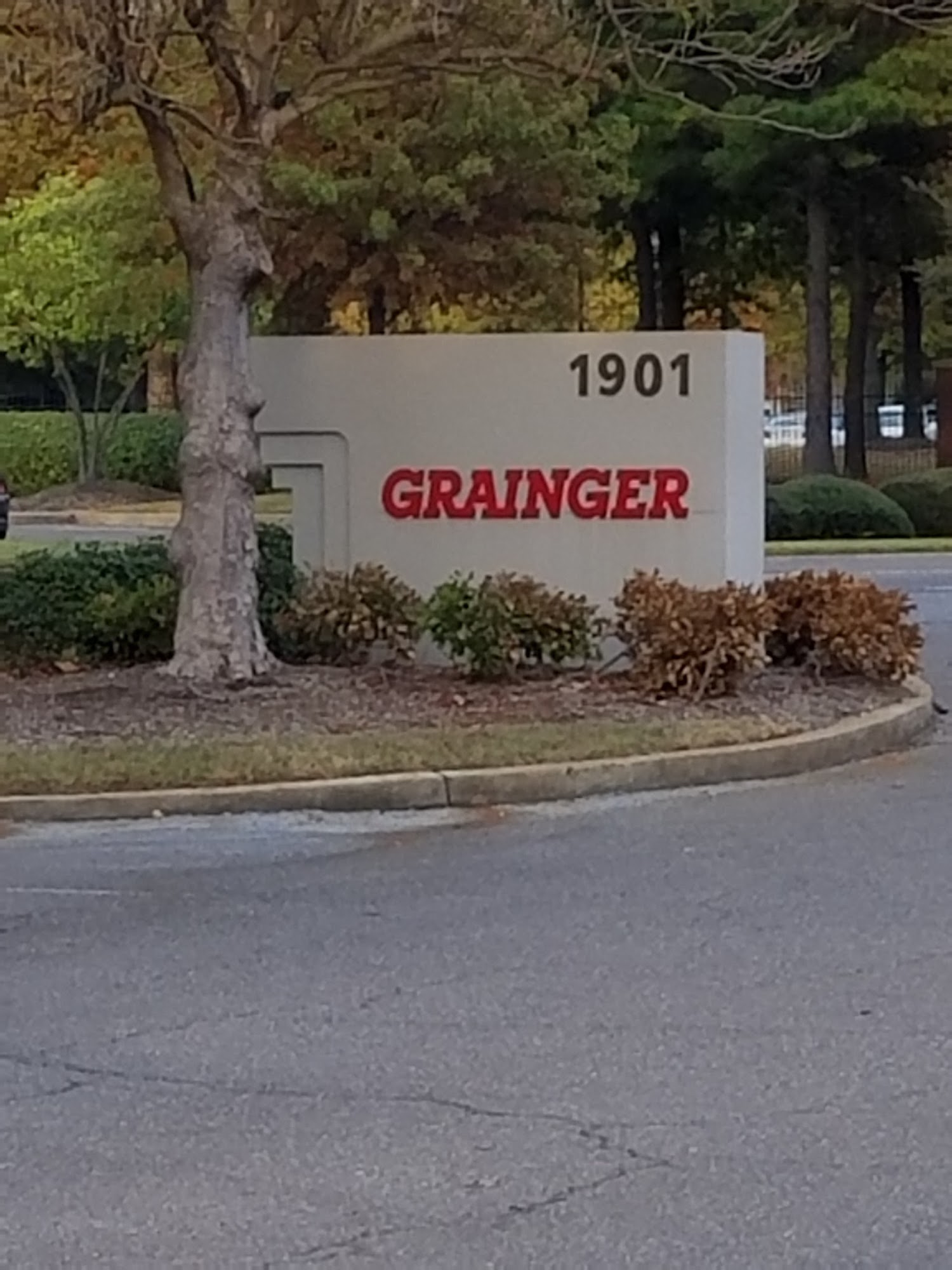 GRAINGER INDUSTRIAL SUPPLY - 1901 Nonconnah Blvd, Memphis TN - Hours ...