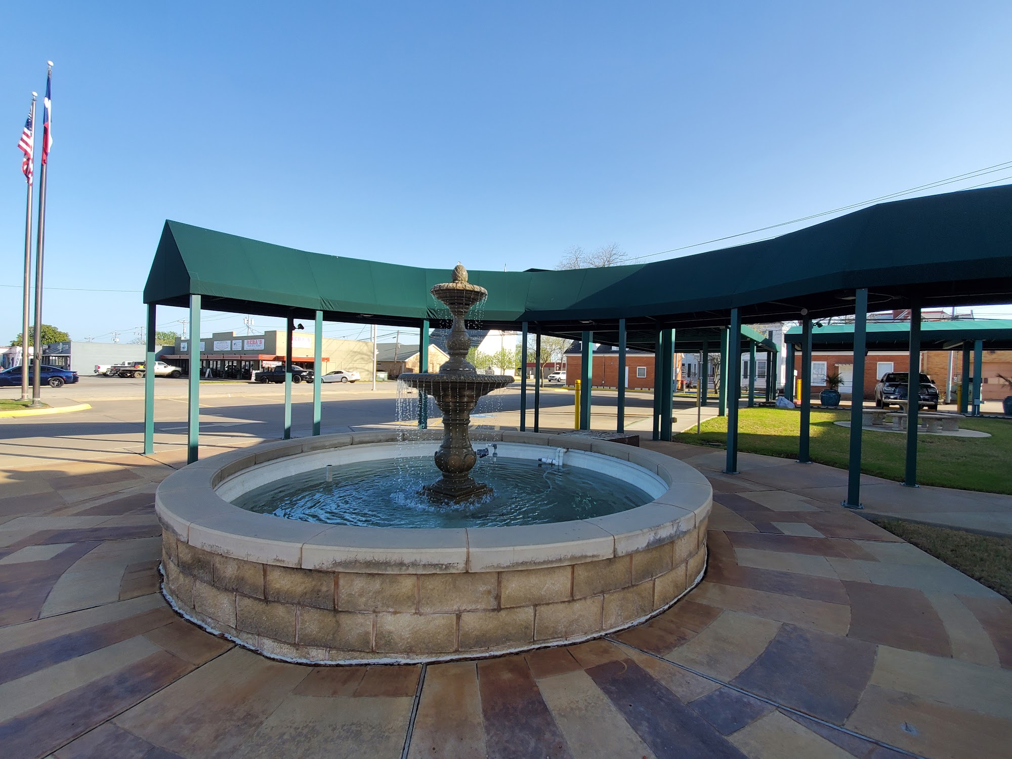 FIRST NATIONAL BANK OF GIDDINGS - 108 E Austin St, Giddings TX - Hours ...