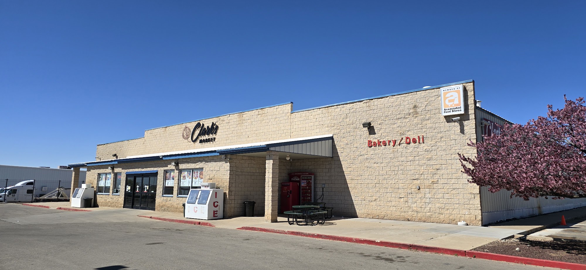 CLARK'S MARKET BLANDING - Blanding UT - Hours, Directions, Reviews - Loc8NearMe