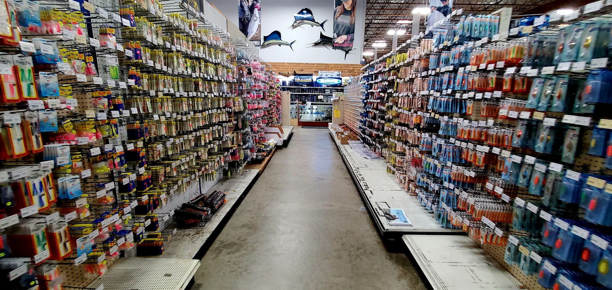 SPORTCO WAREHOUSE SPORTING GOODS - Fife WA - Hours, Directions, Reviews ...