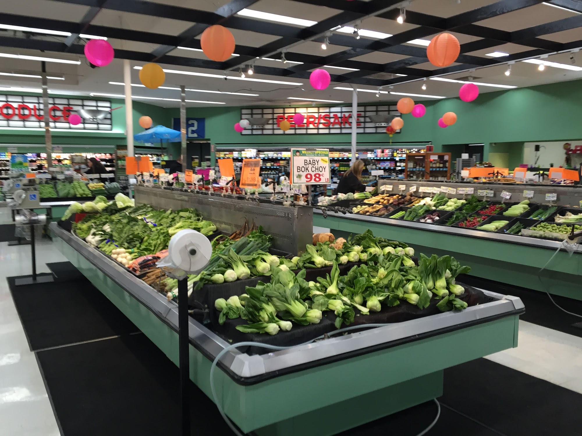 UWAJIMAYA RENTON - Renton WA - Hours, Directions, Reviews - Loc8NearMe