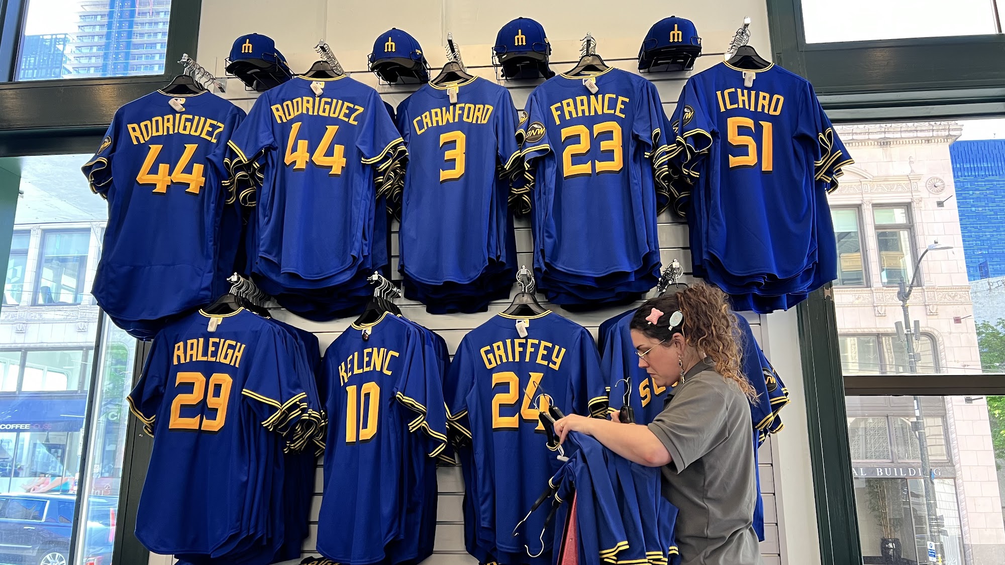 MARINERS TEAM STORE - Seattle WA - Hours, Directions, Reviews - Loc8NearMe