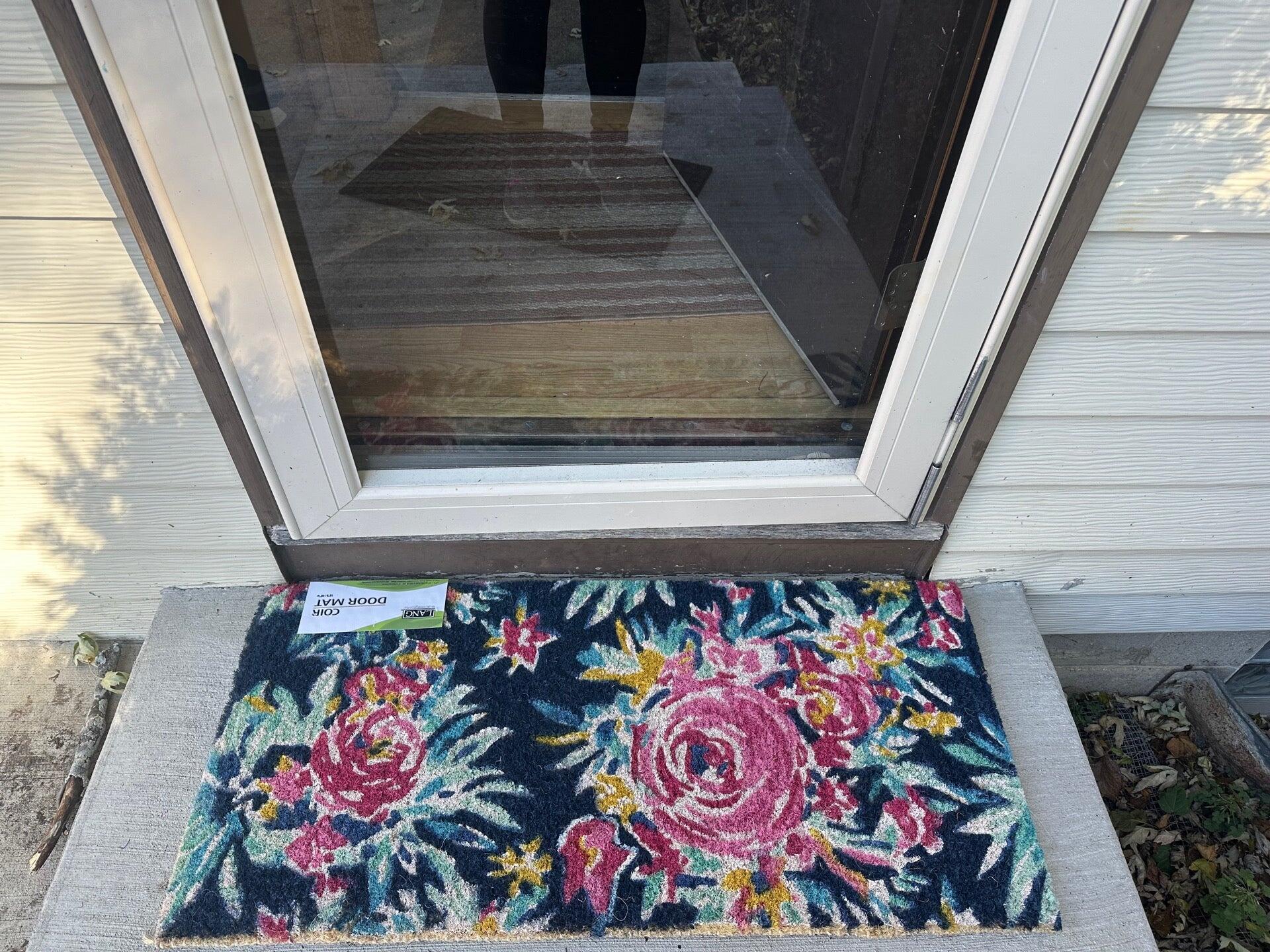 LANG SEASONAL OUTLET - BROOKFIELD - Brookfield WI - Hours, Directions ...