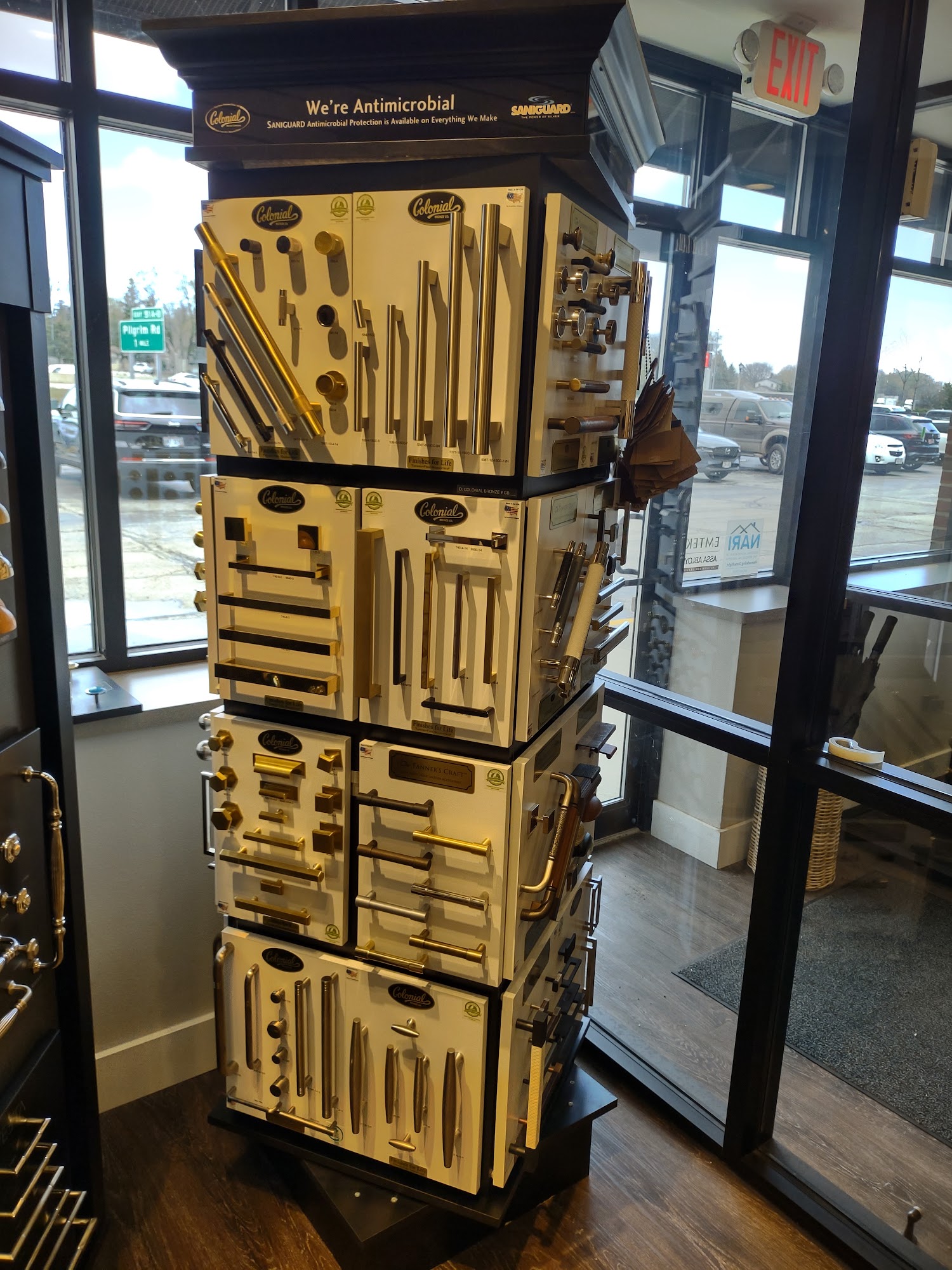 NEU'S HARDWARE GALLERY (MENOMONEE FALLS) - Menomonee Falls WI - Hours ...