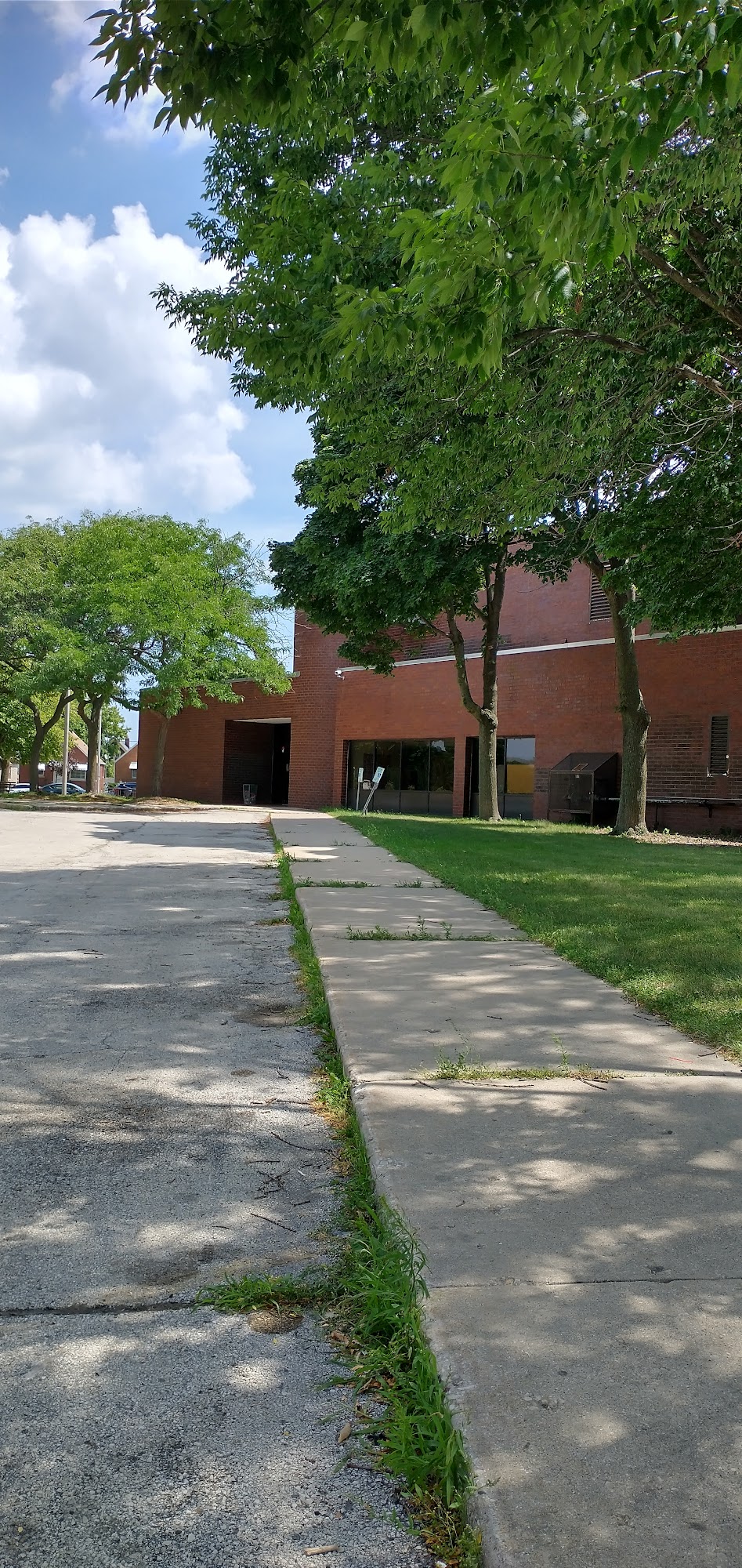 PULASKI INDOOR POOL - Milwaukee WI - Hours, Directions, Reviews ...